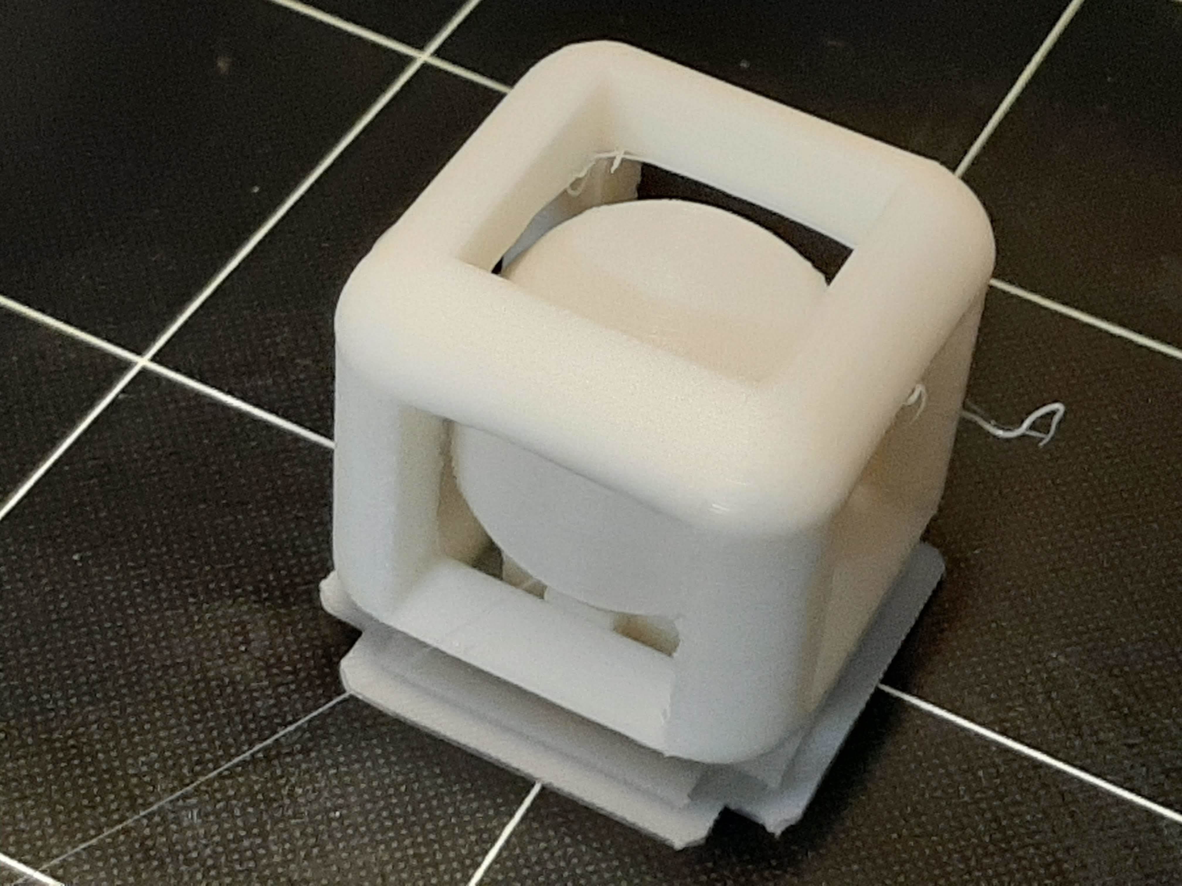 STL file Hollow ball in a cube 🎨 ・Model to download and 3D print・Cults