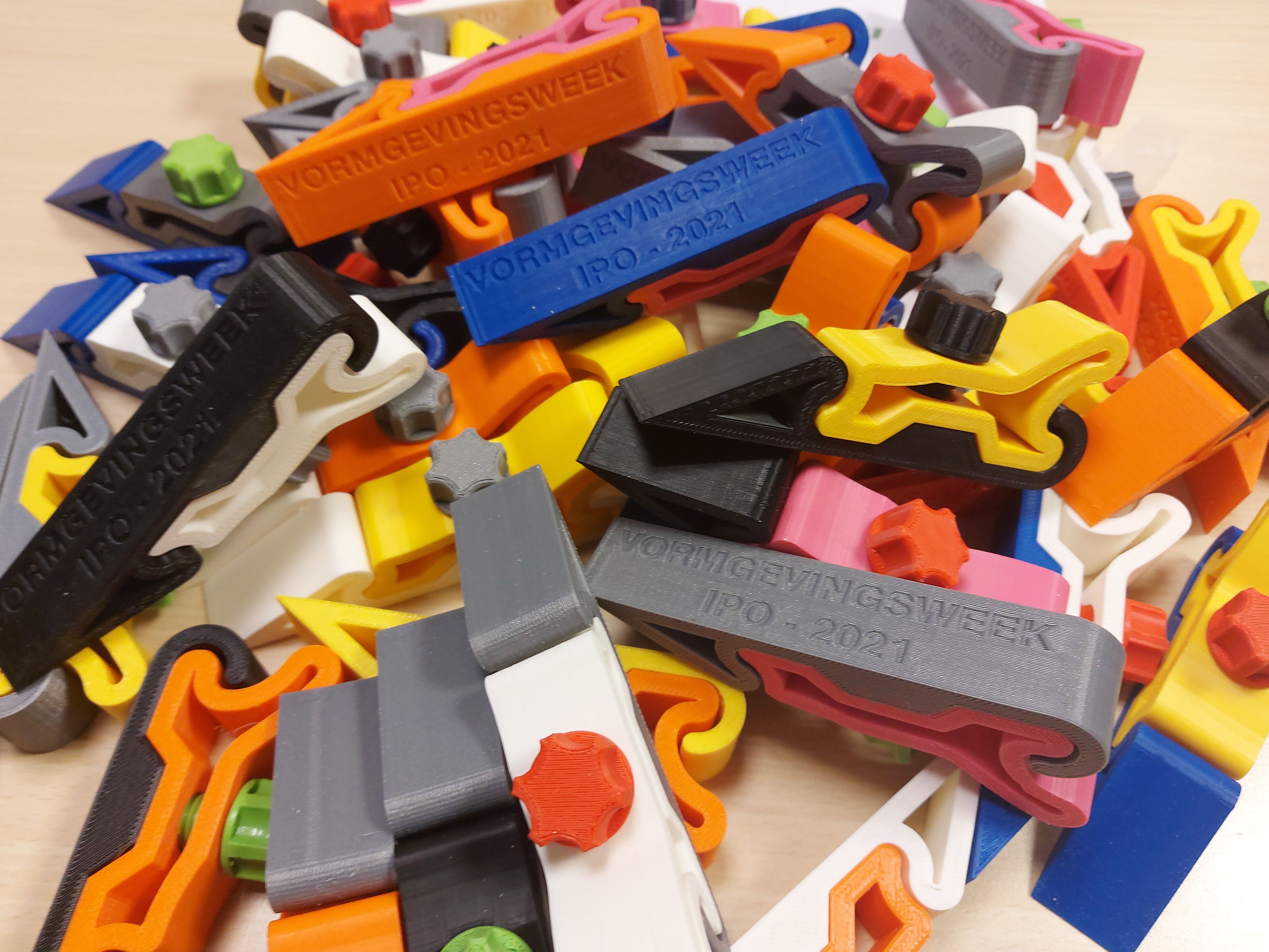 3D printable Sanding Tool (sanding wedge)・Cults