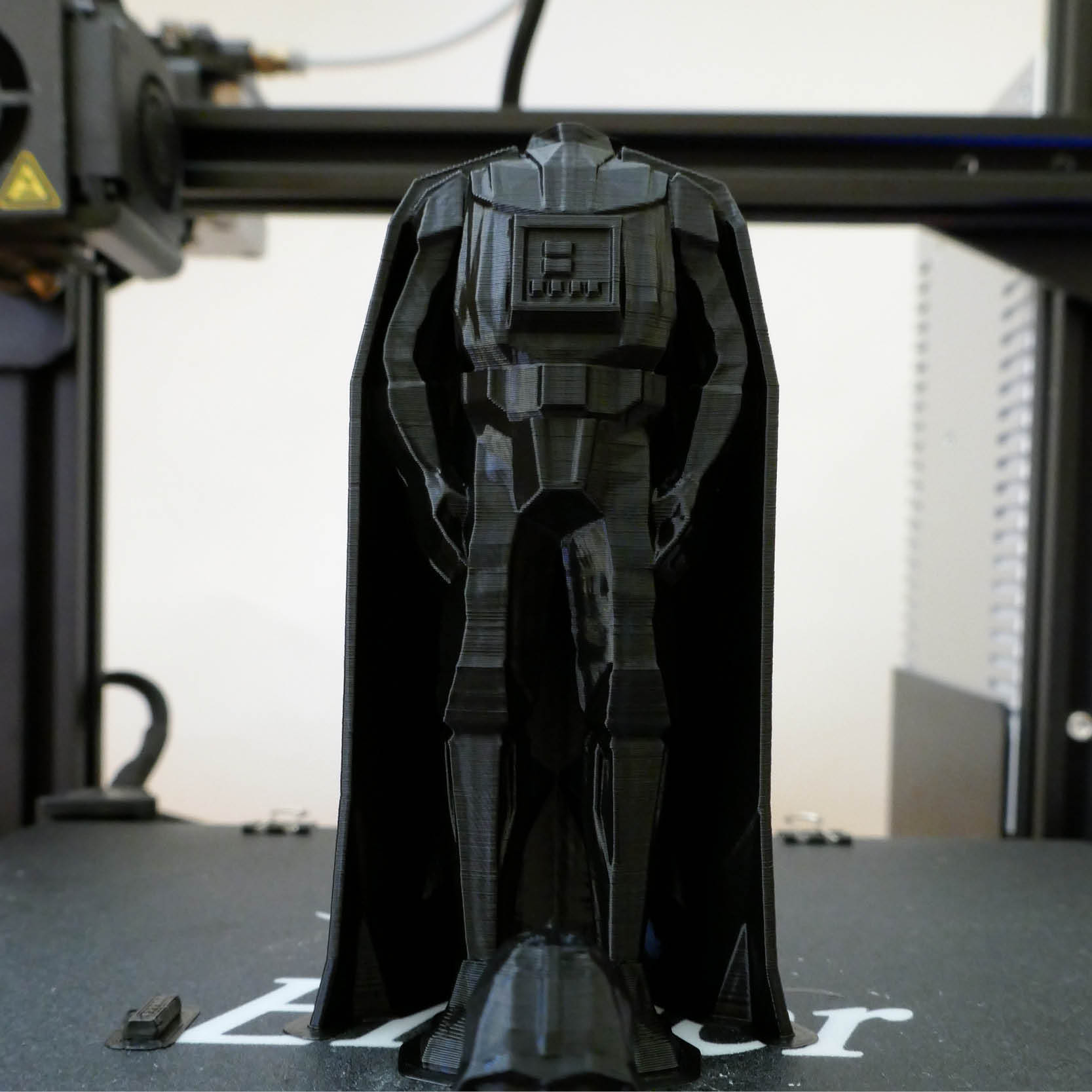 Impression 3D Darth Vader en Low-Poly • Fabriqué avec une imprimante 3D ...