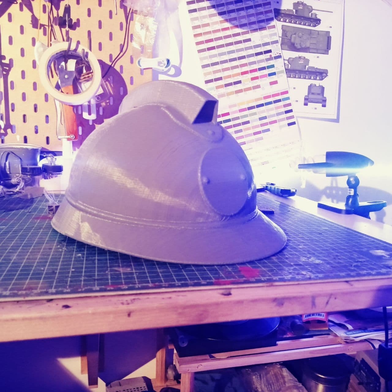 Warden/ Death korps of krieg helmet imprimible en 3D・Cults