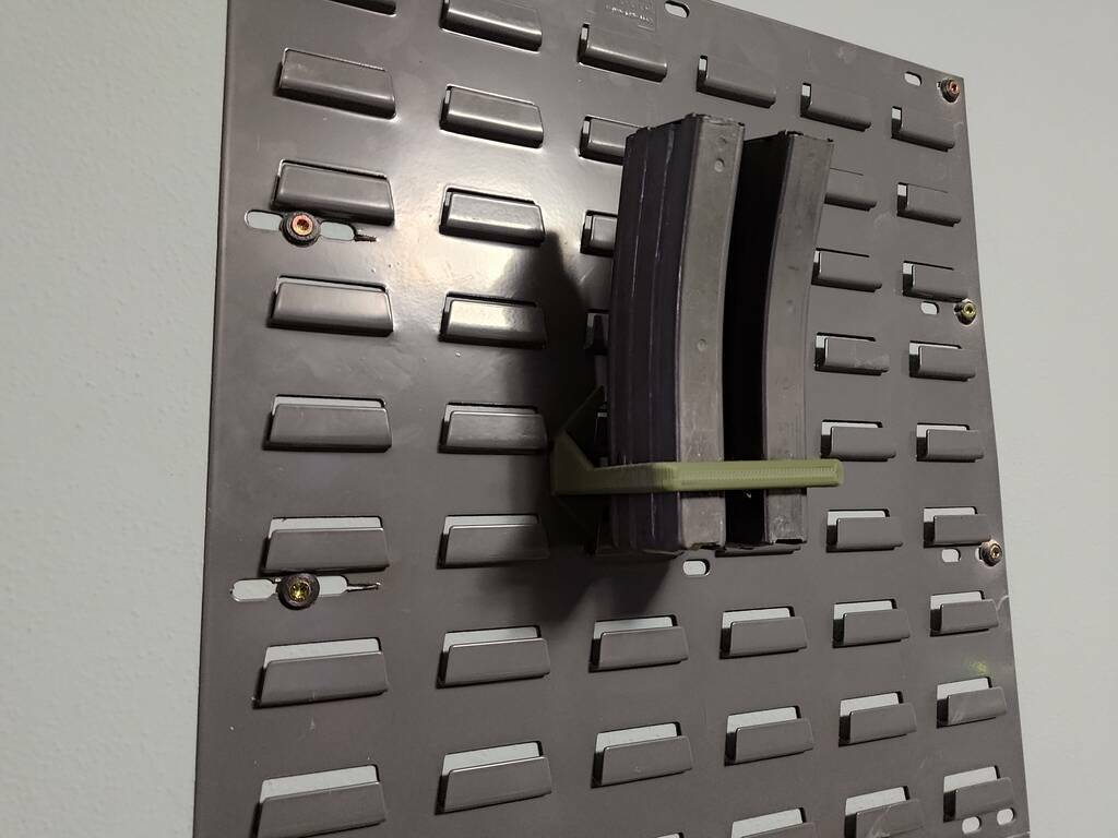 👽 Open Armory ar mag holder・Free 3D File for ・Cults