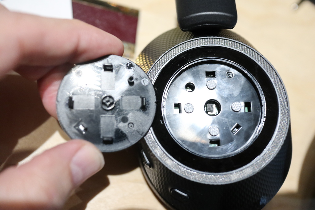 Fichier 3D gratuit Plantronics BackBeat PRO 2 boutons mod. 🎵 ・Idée pour ...