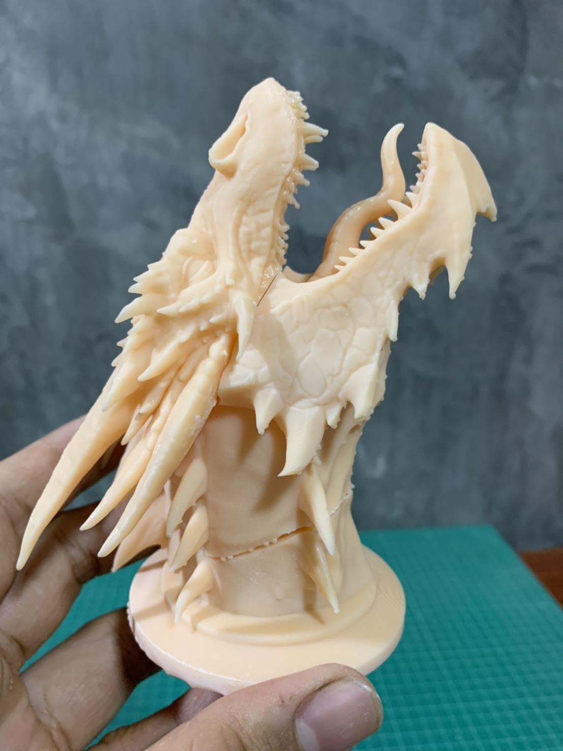 3D printed Smaug Head • made with Anycubic Photon Mono x・Cults