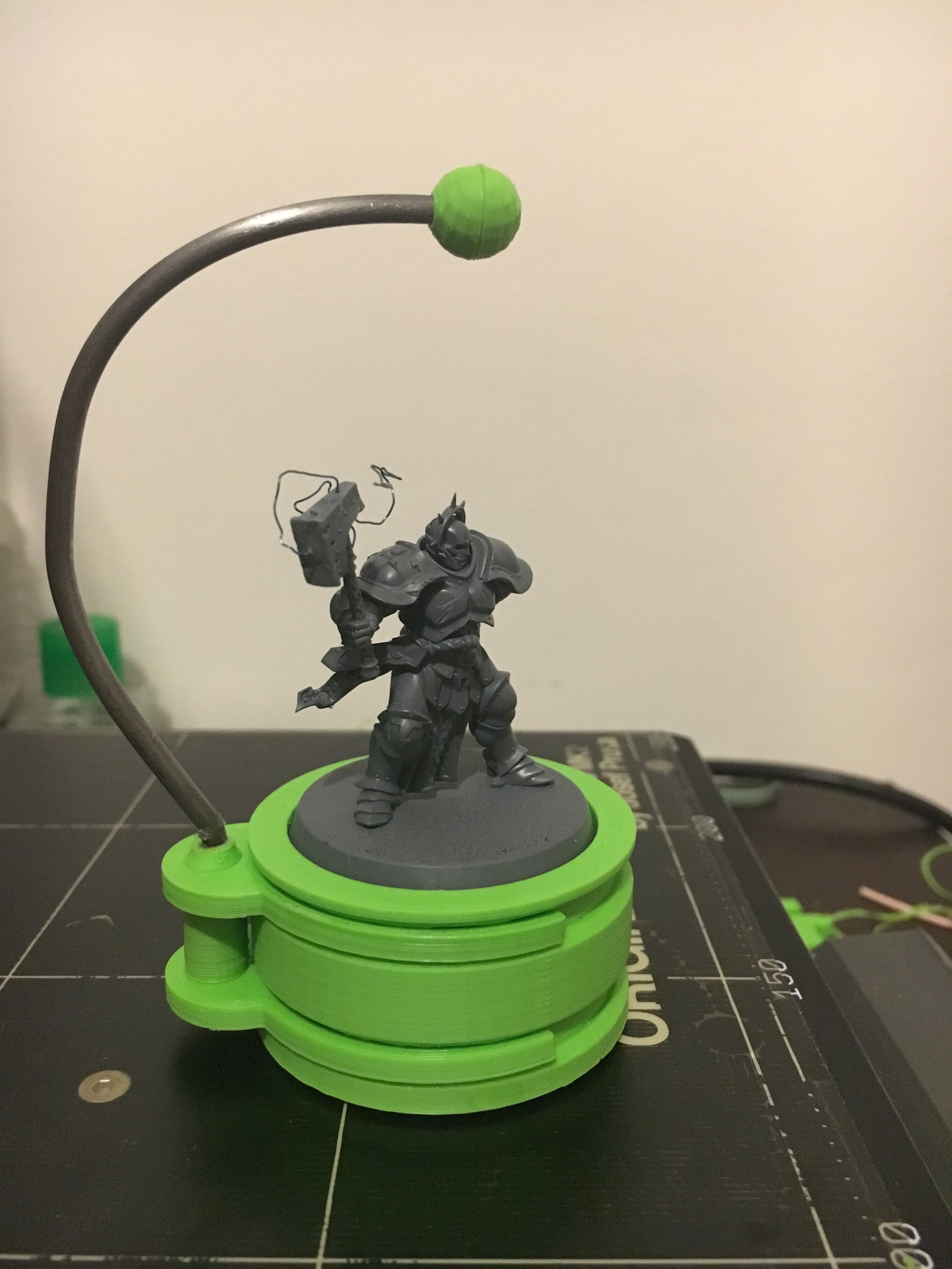 🖼️ miniature painting hand holder・ STL File for 3D printing・Cults