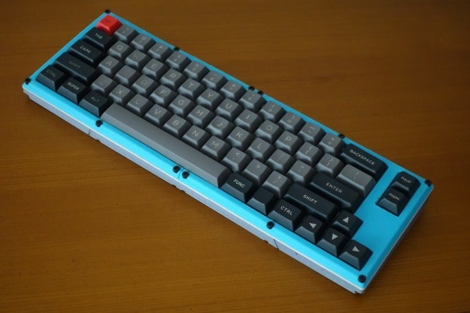⌨️ Clueboard 660 66% Mechanical Keyboard・Free STL File for ・Cults