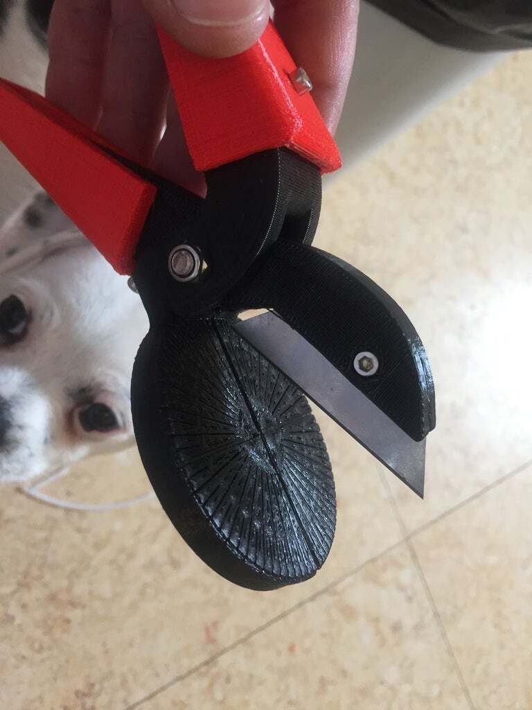 Free STL file Mr.Pickle's EASY CUTTER 🆒・Object to download and to 3D ...