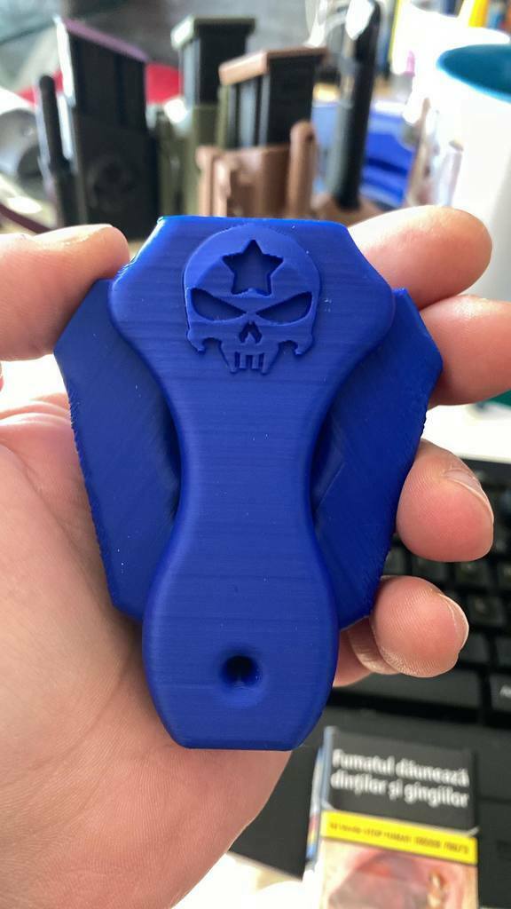 🎲 Folding Slingshot V2.0 (Print In Place)・Free 3D File for ・Cults