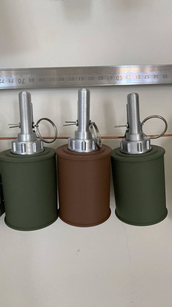 🎭 RG-42 Grenade (Historical Prop)・文件用于 免费 3D ・Cults