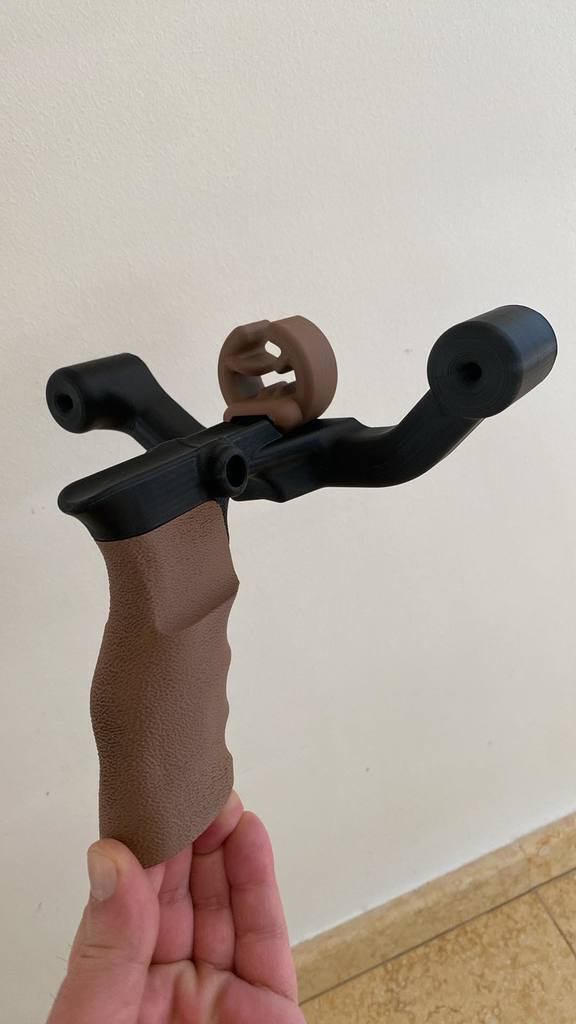 Free 3D file Alien SlingShot / SlingBow 👽 ・3D print model to download・Cults