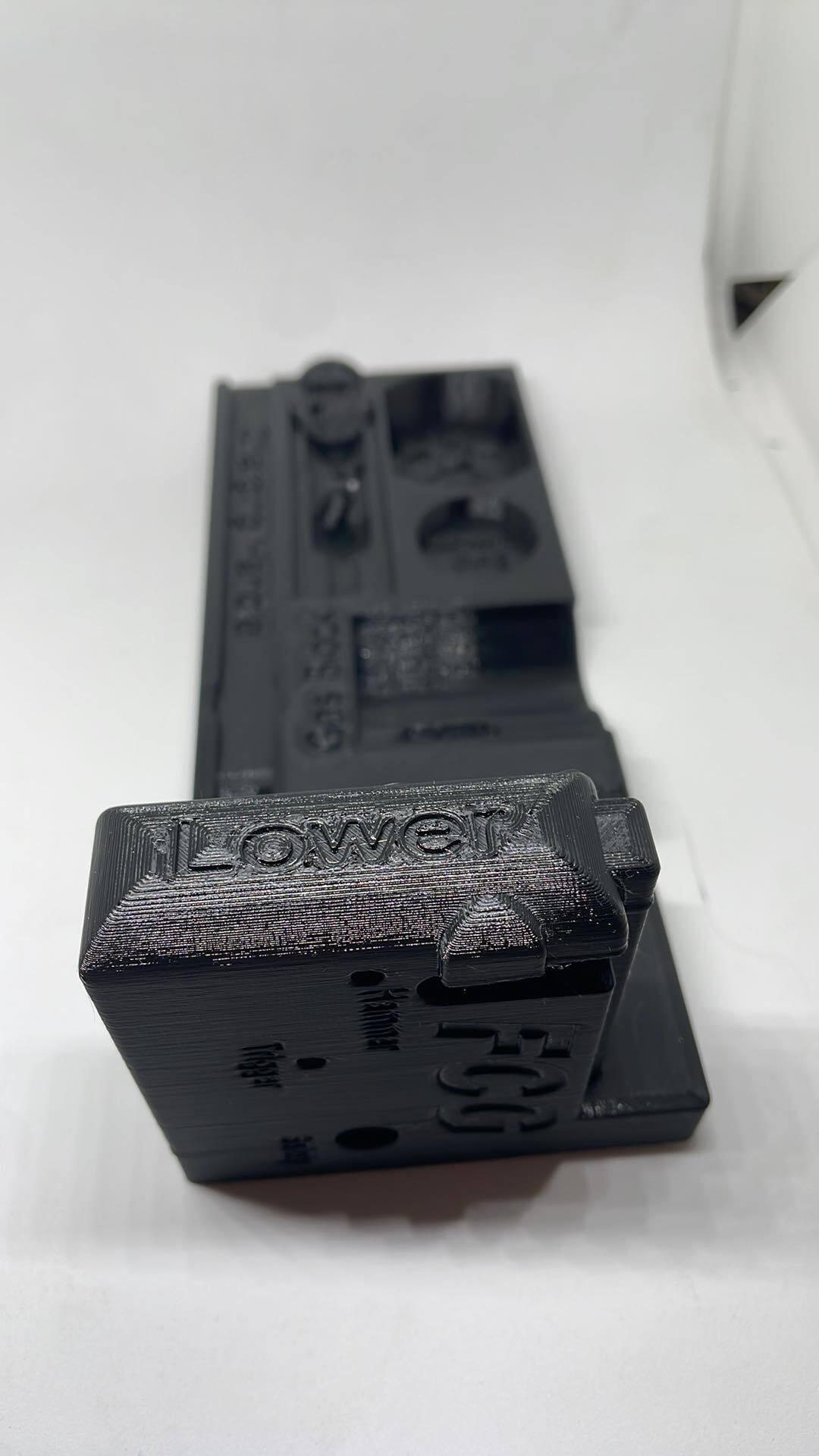 AR15 Bandeja para armeros imprimible en 3D・Cults