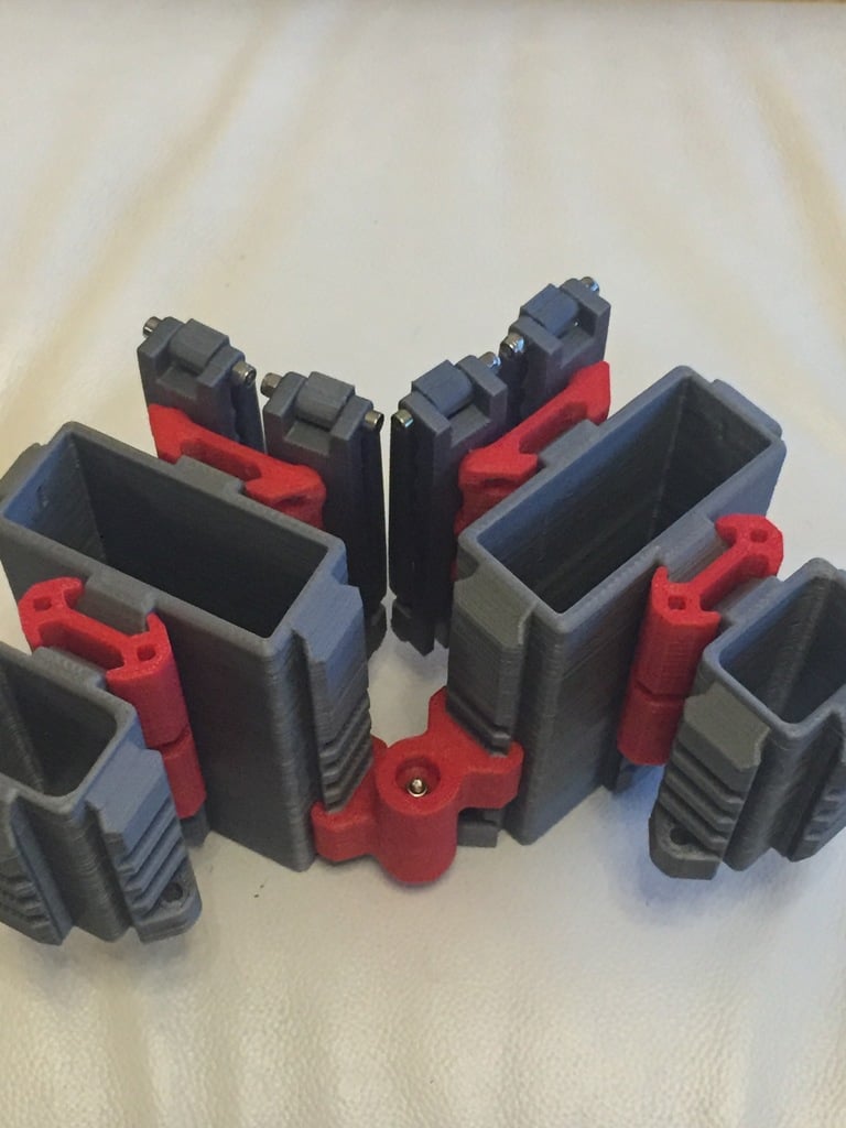 3D printed MRH Quick Release MOLLE Clips・Cults