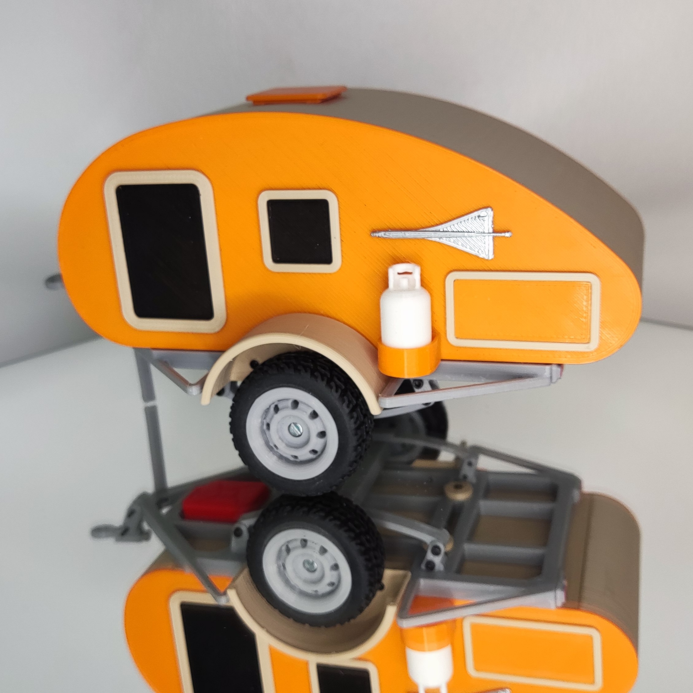 STL file Mini crawler SCX24 Tear Drop expedition camping trailer 💧・3D ...