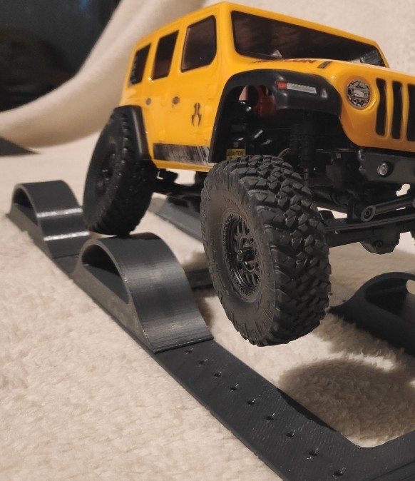 Axial SCX24 RC crawler cross axle track・ STL File for ・Cults