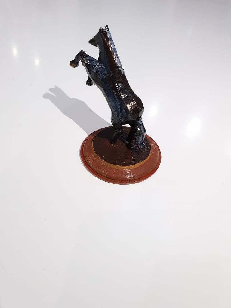 Impresión 3D caballo estilo low poly・Cults