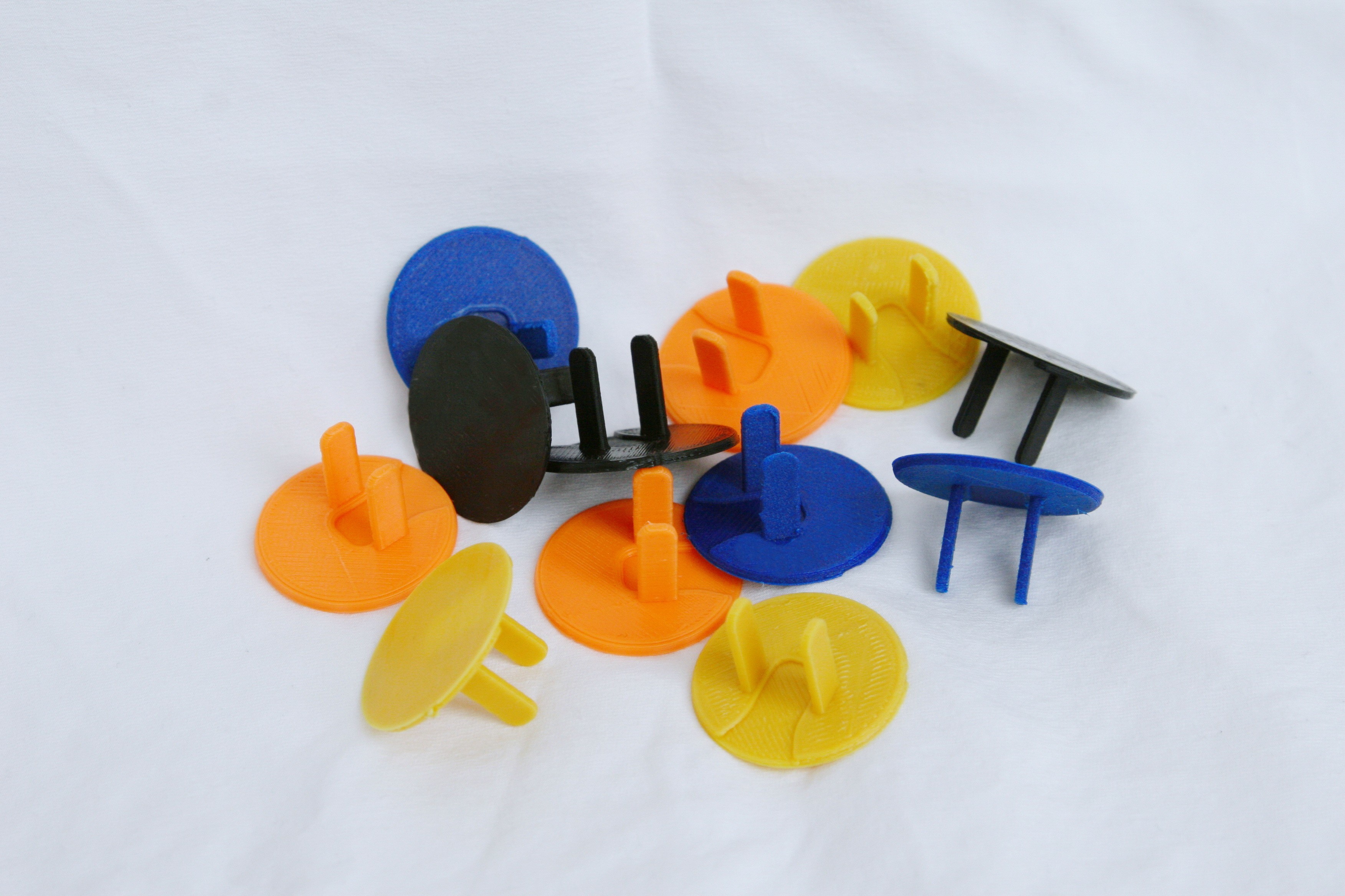 Free STL file Plug Protectors! LIFE HACK 🔌 ・Design to download and 3D ...