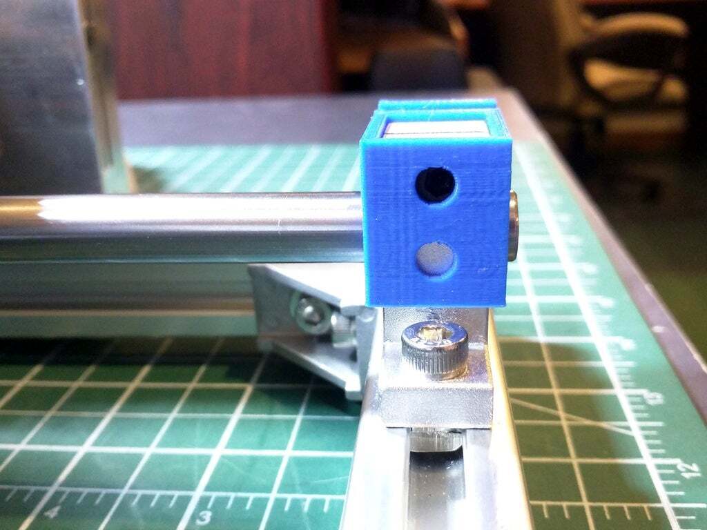 Free STL file Endstop Switch Bracket for SK10 Shaft Support 🔧・3D print ...