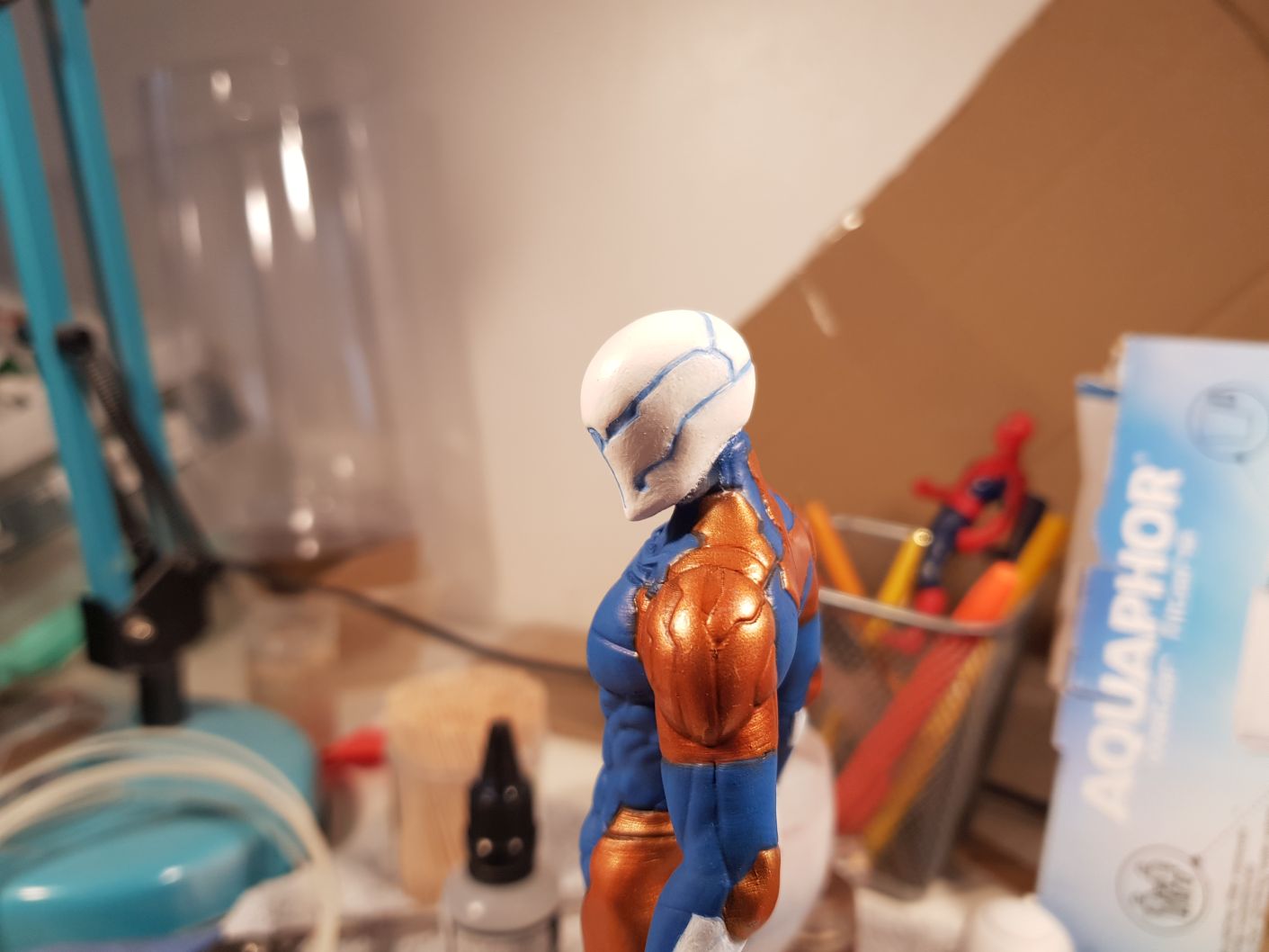 Free 3D file Ninja Gray Fox Stand with Revolver Ocelot cut off hand By ...