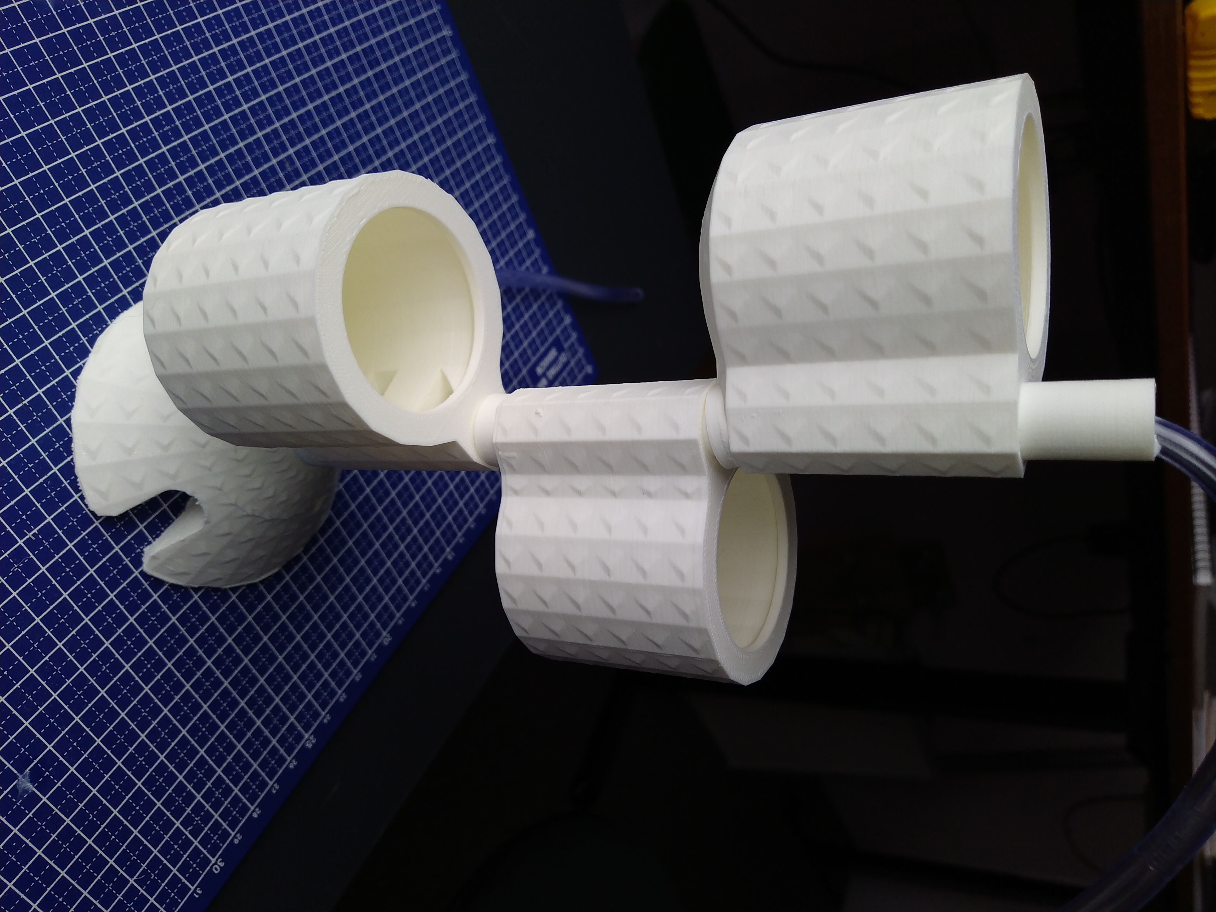 🤏 Hydroponic garden with a small footprint・ STL File for ・Cults