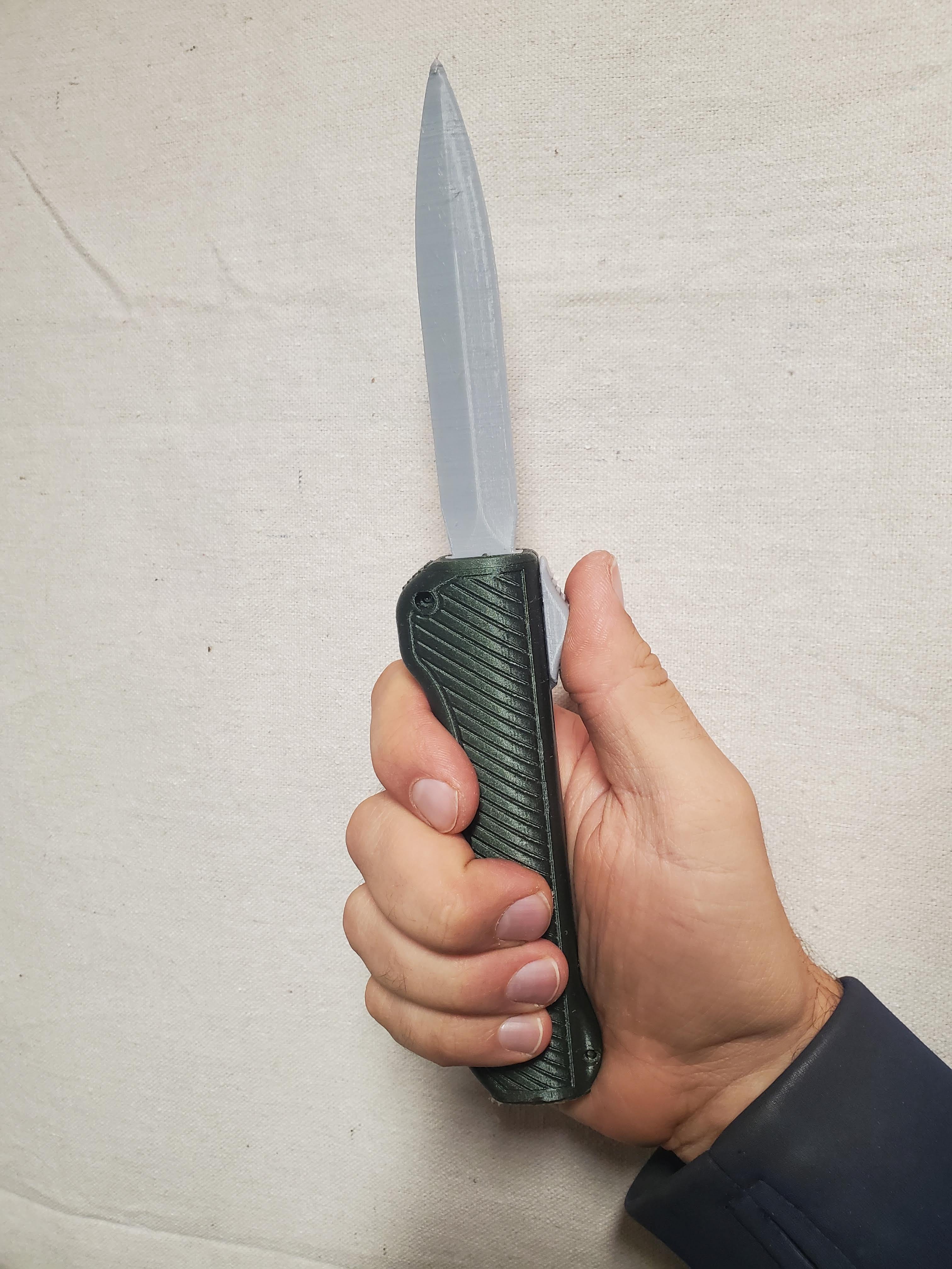 3D printed Toy OTF Switchblade (Old Version)・Cults