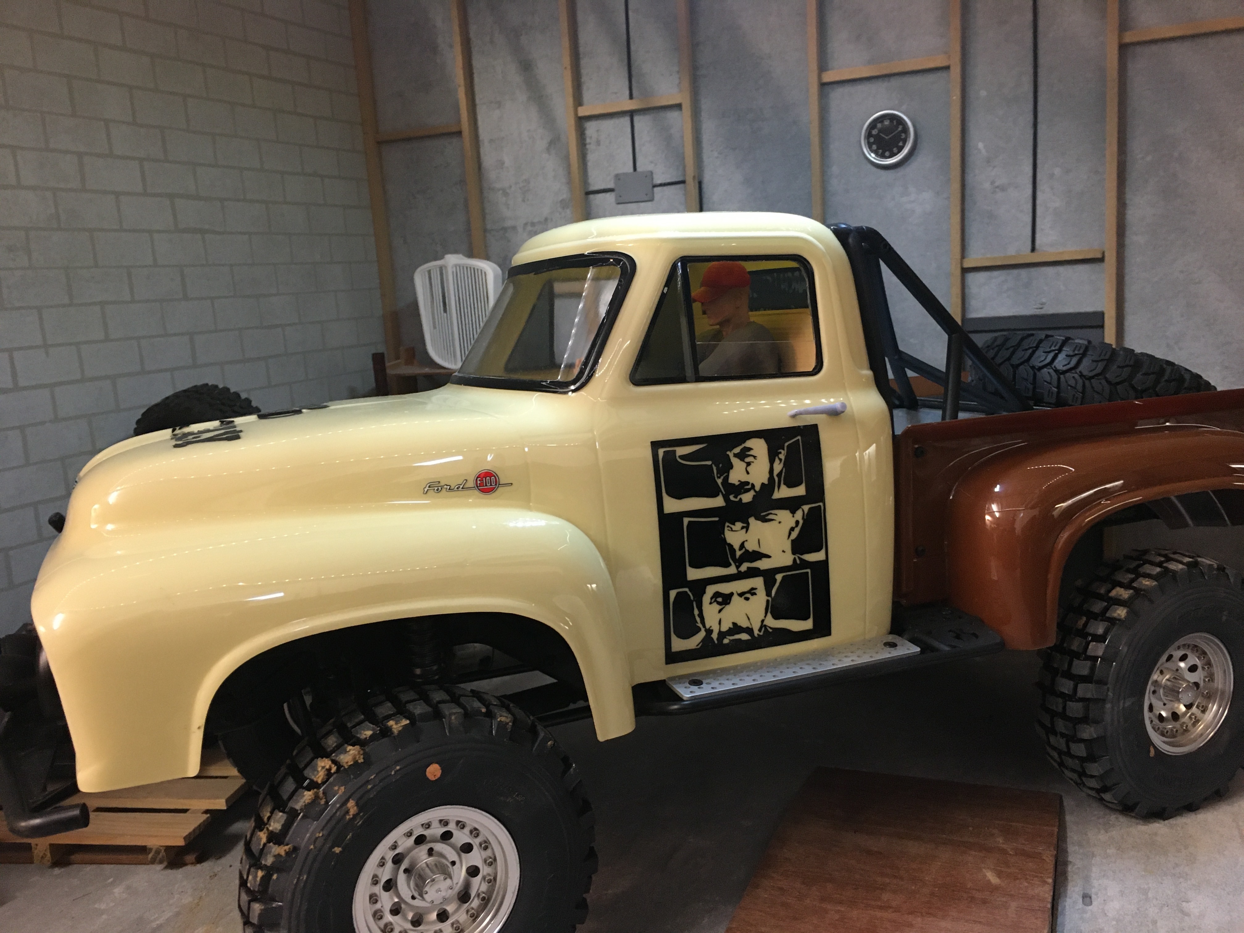 STL file Driver Truck,crawler,scale 1/10 🚚 ・3D printing design to ...