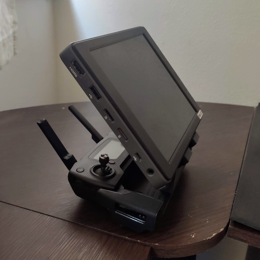 🔮 Crystal Sky 7.85" DJI Mavic Pro controller stand・Free STL File for 3D ...