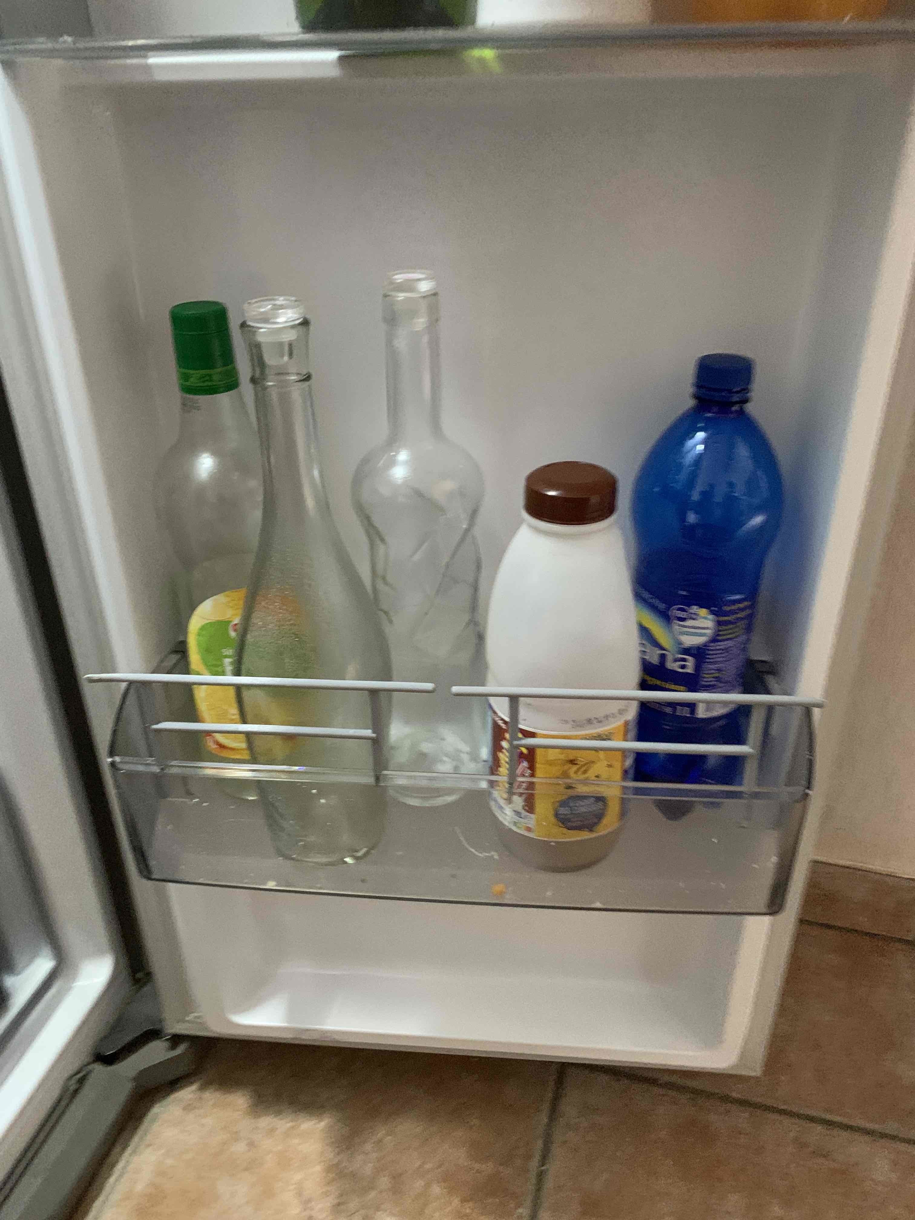 Fichier STL gratuit Bloc bouteille frigo 📱・Design pour imprimante 3D à ...