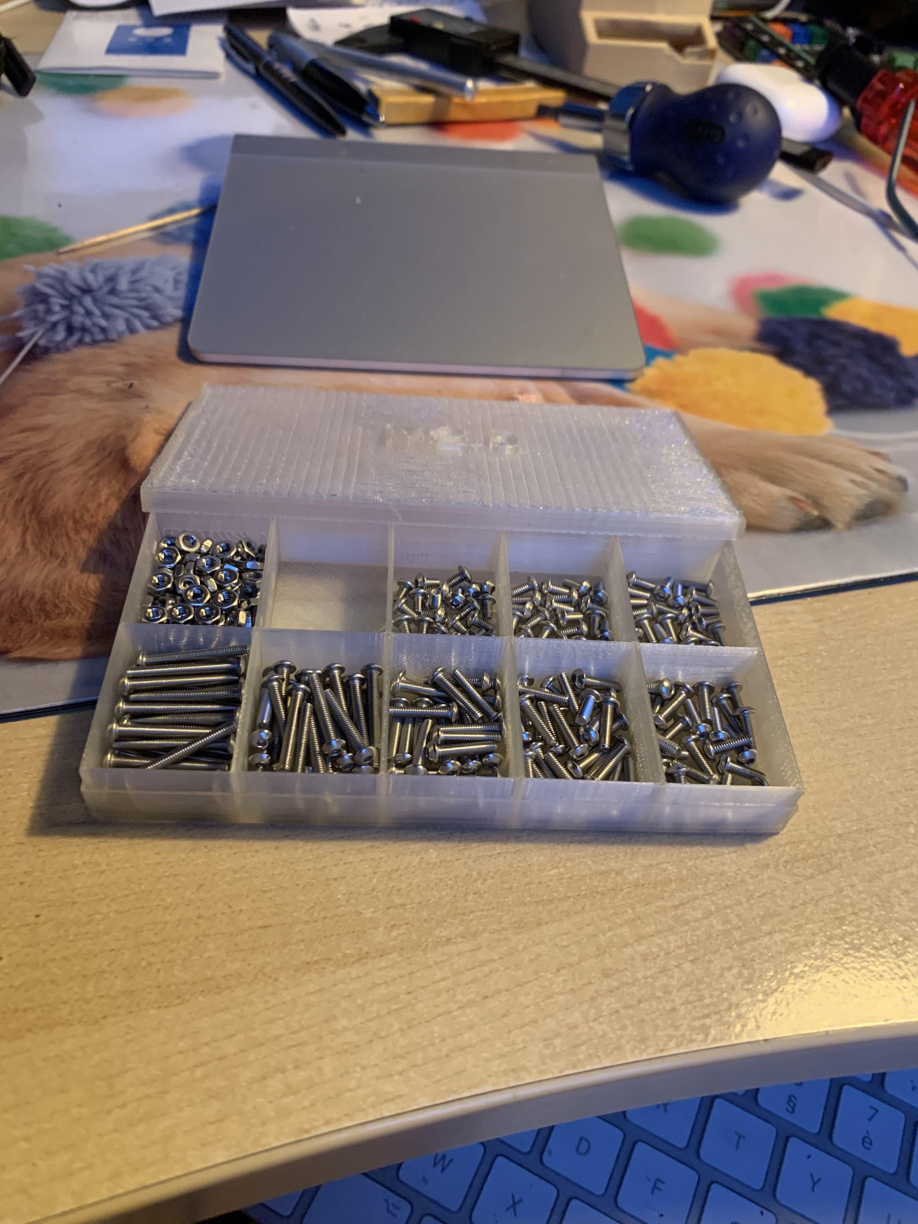 🤏 Small screw box・Free STL File for ・Cults