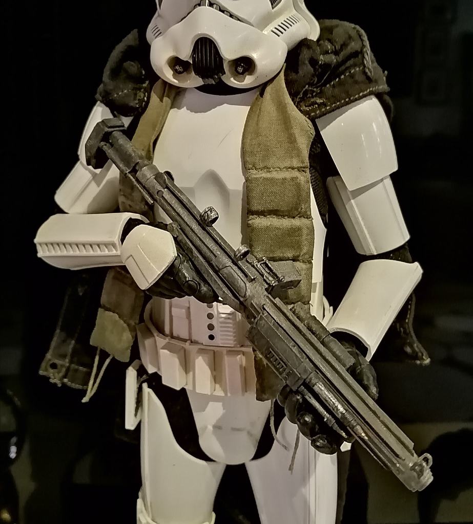 🥵 E-10 Mud Trooper Blaster for 1/6 scale Hot Toys - Solo A Star Wars Story・ STL File for ・Cults