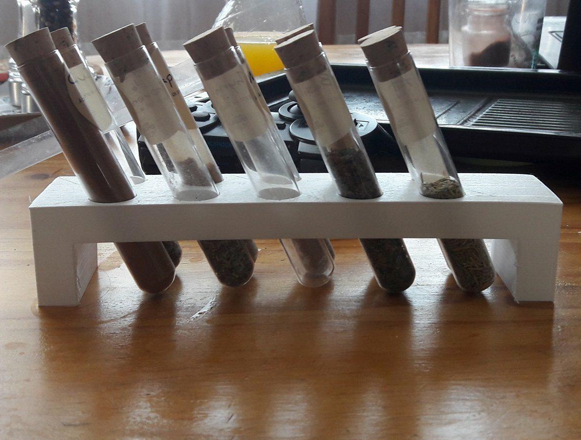 Fichier STL gratuit Support eprouvettes à épices 🏠 ・Modèle à ...