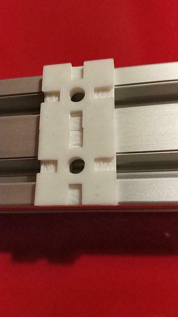 Free STL file Brace for Aluminum 2020 Corner Bracket 20x20x17mm M5 T ...
