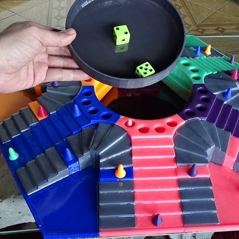 🤴 Parchis of 6 seats, Ludo king・ STL File for ・Cults