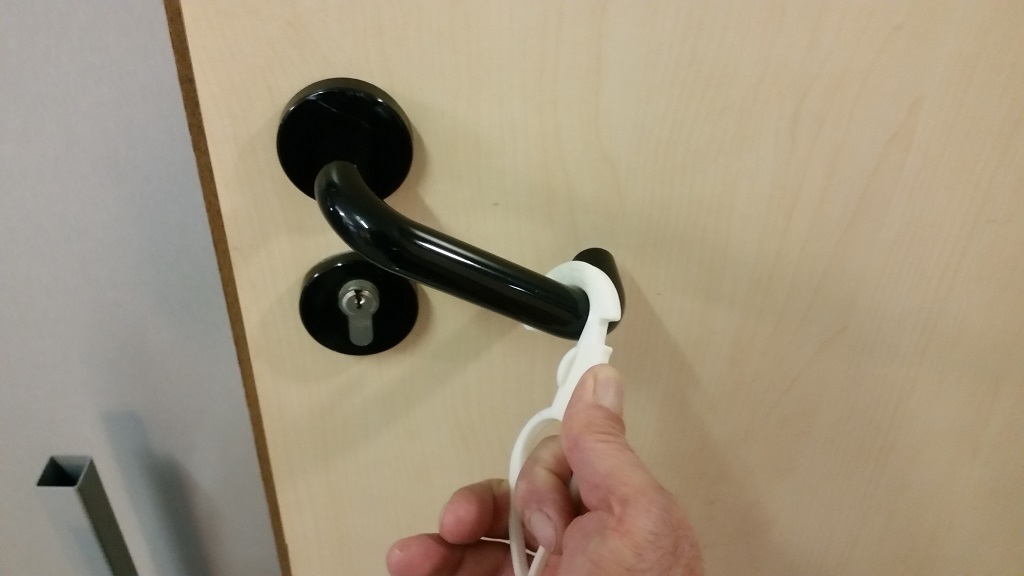 Free STL file Protective handle. 🚪・3D printable design to download・Cults