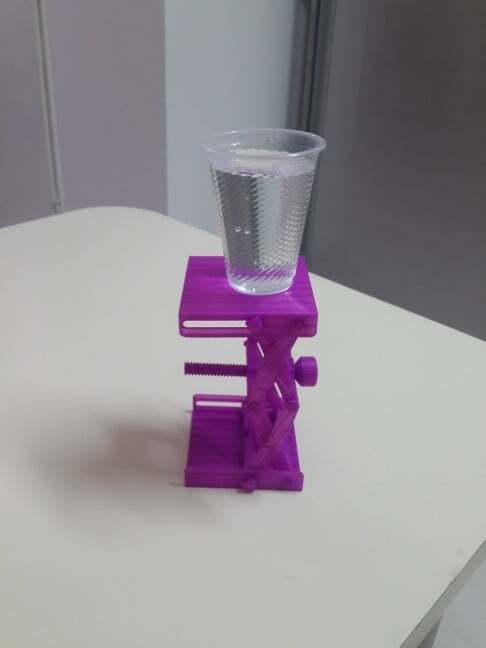 3D printable Platform Jack [Fully Assembled, No Supports]・Cults