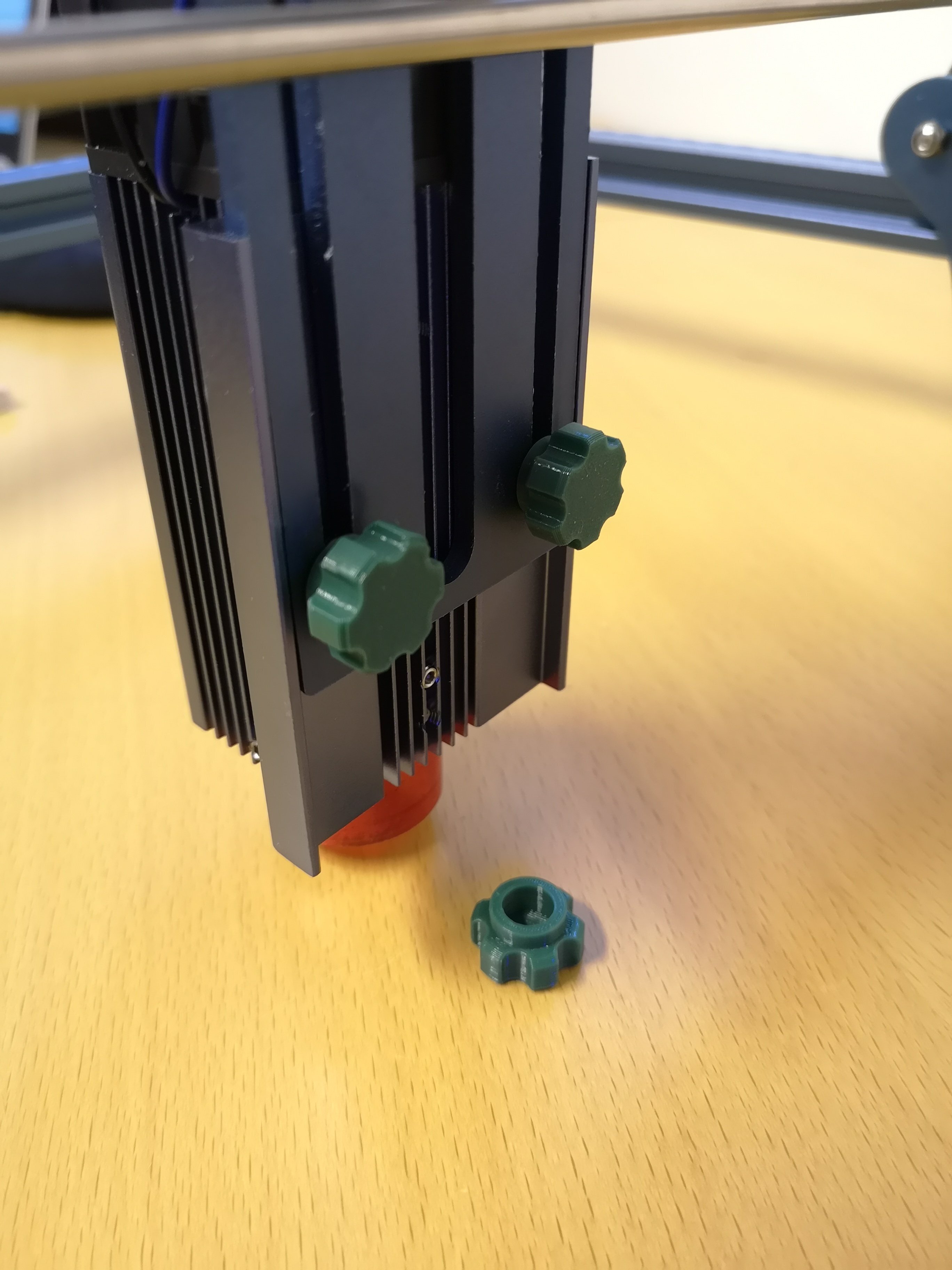 3D printing Fixing screw add-on heads for the Sculpfun S6/S9 laser unit ...