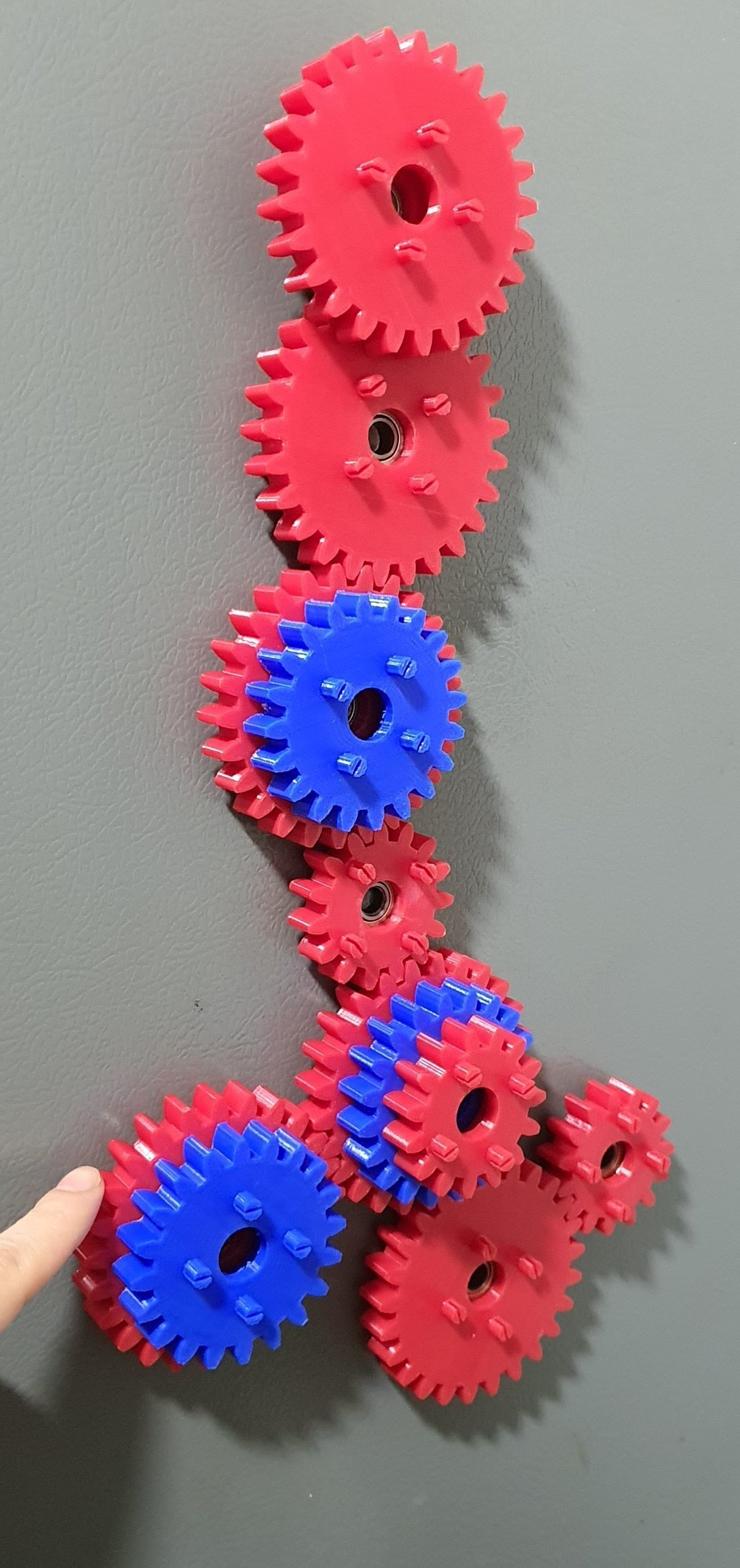 3D printed Refrigerator Magnet Gear Spinners・Cults