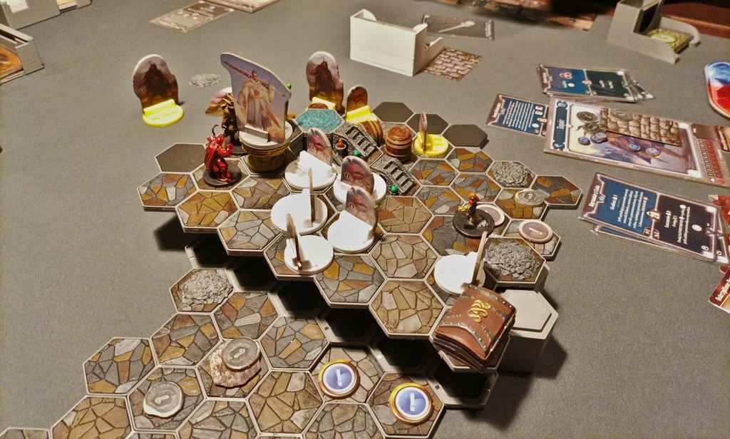 🧲 MagHex Linked tiles and risers generic, for Gloomhaven JotL and ...