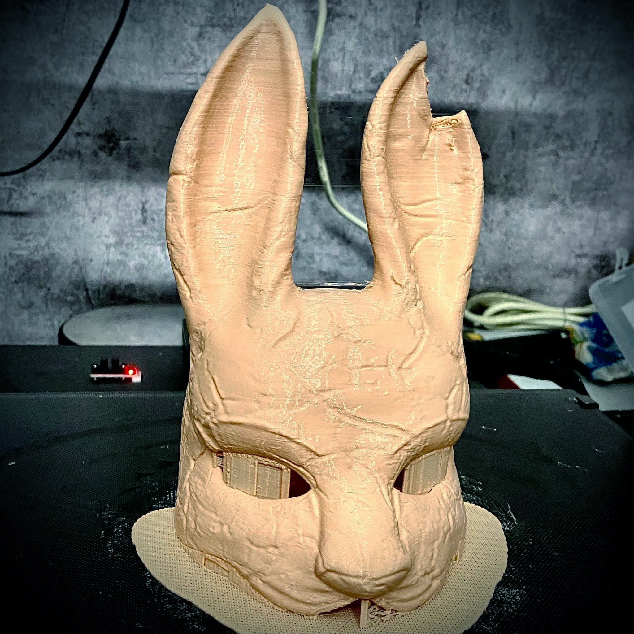 3D printable The Huntress Mask - Dead by Daylight - The Rabbit Mask 3D ...