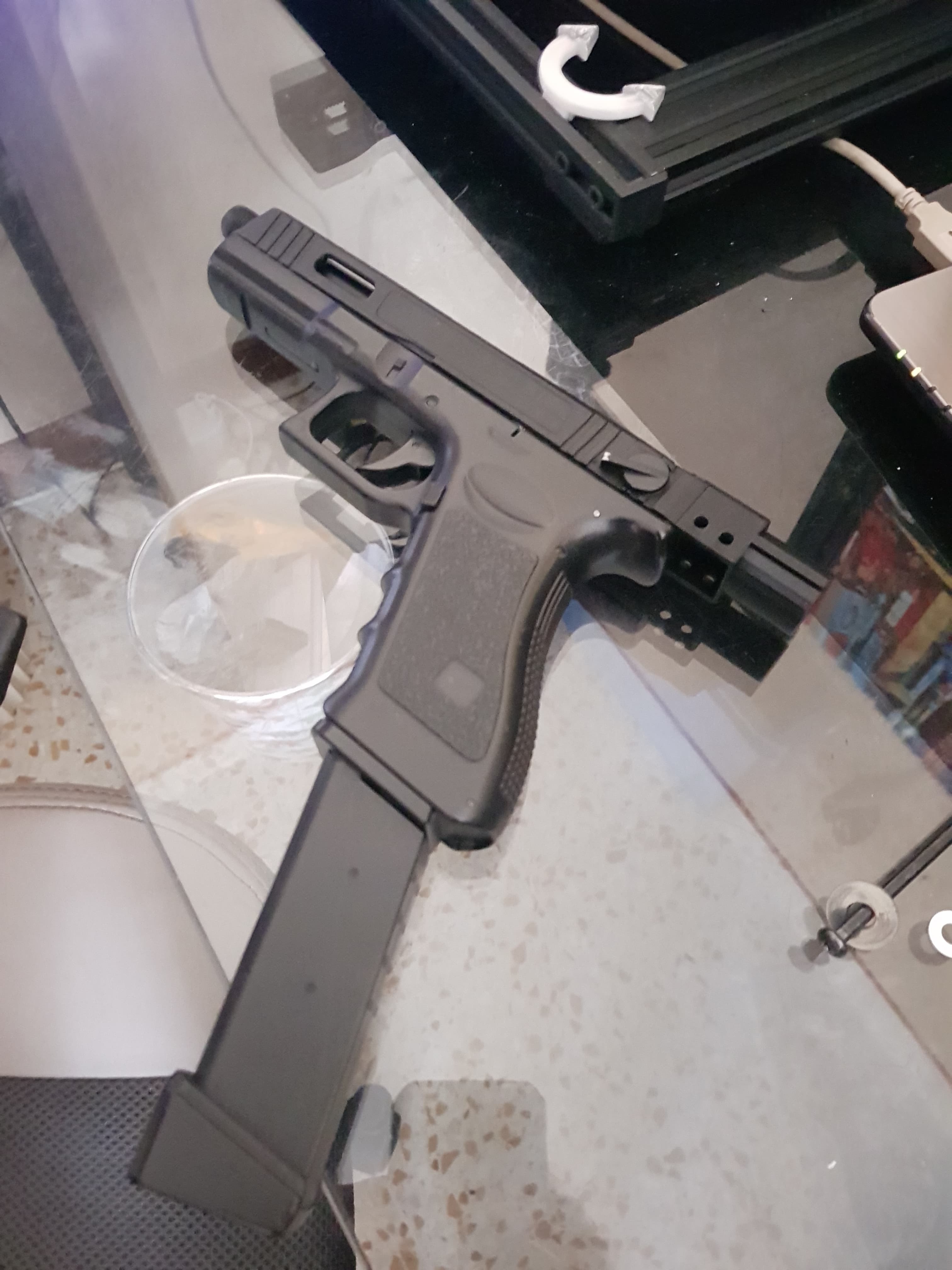 STL file AEP G18C Carabine 🔫 ・3D printable model to download・Cults