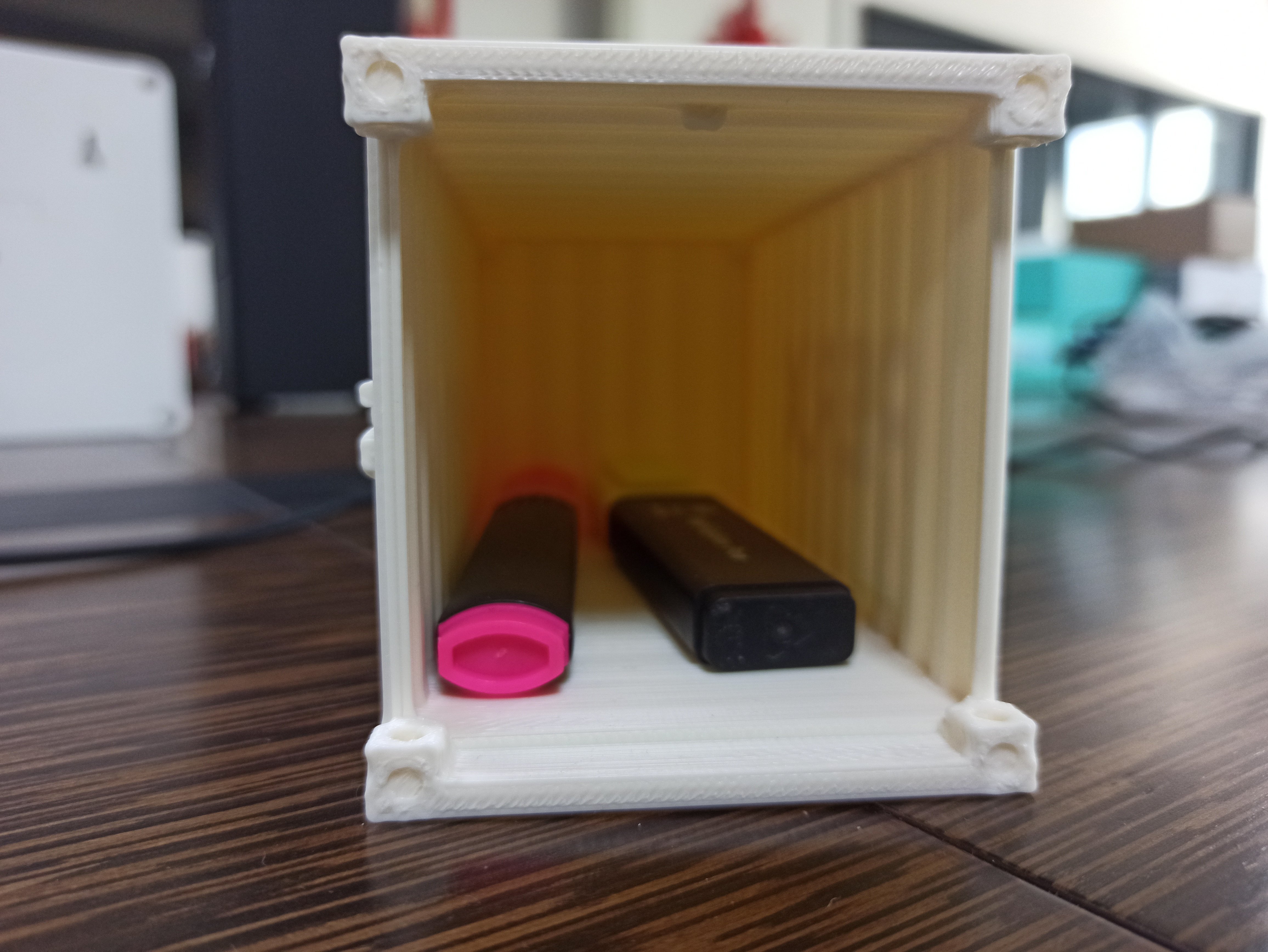 3D printed Shipping container・Cults