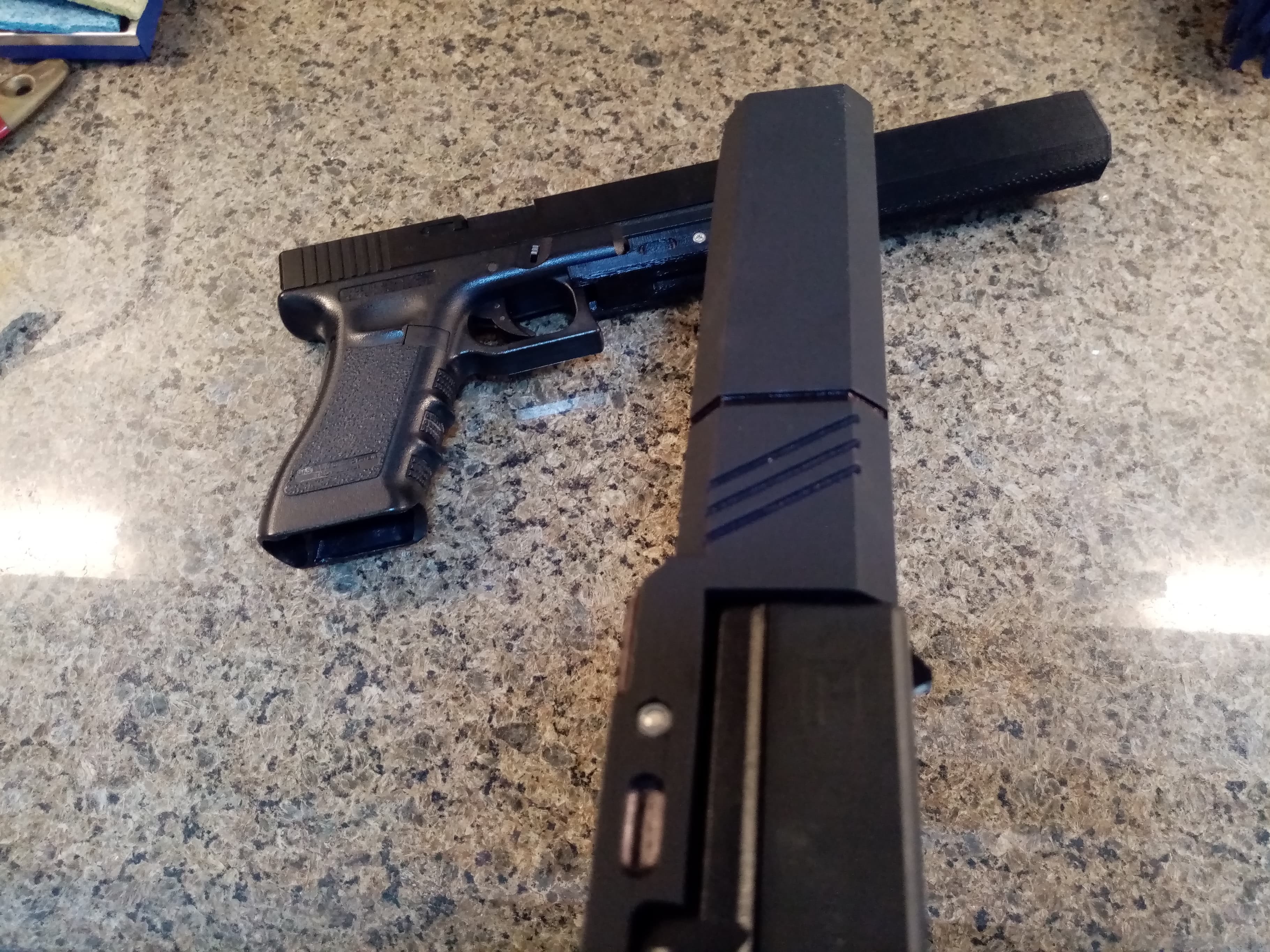 🔫 Glock Compensator/Suppressor Osprey Style long・ STL File for ・Cults