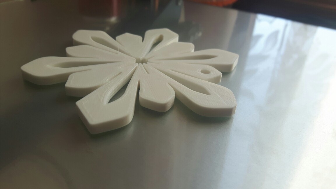 STL file Snowflake ️ ・3D printing design to download・Cults