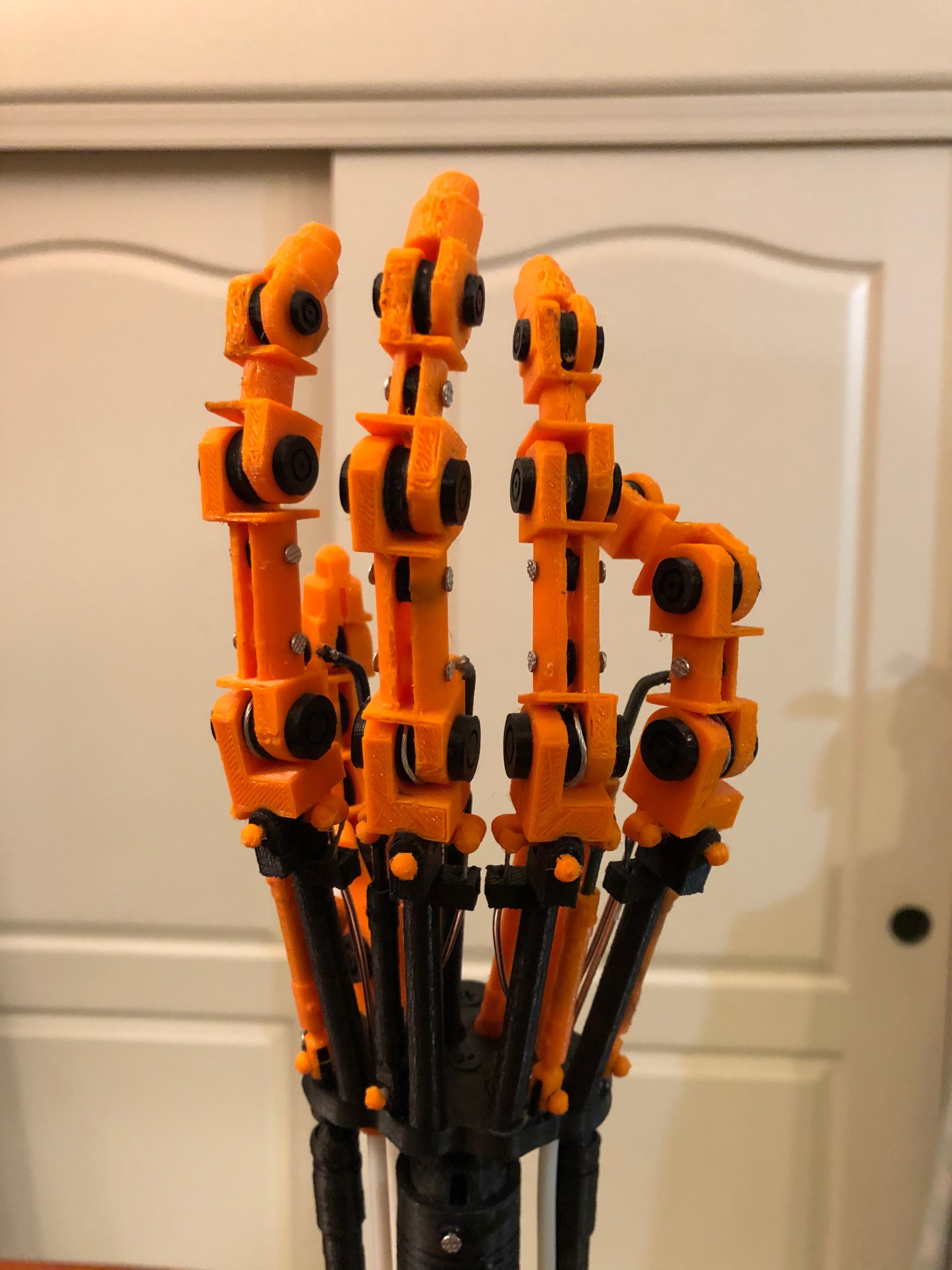 💪 DIY Life-Size Terminator Arm Lamp・3D Print・Cults
