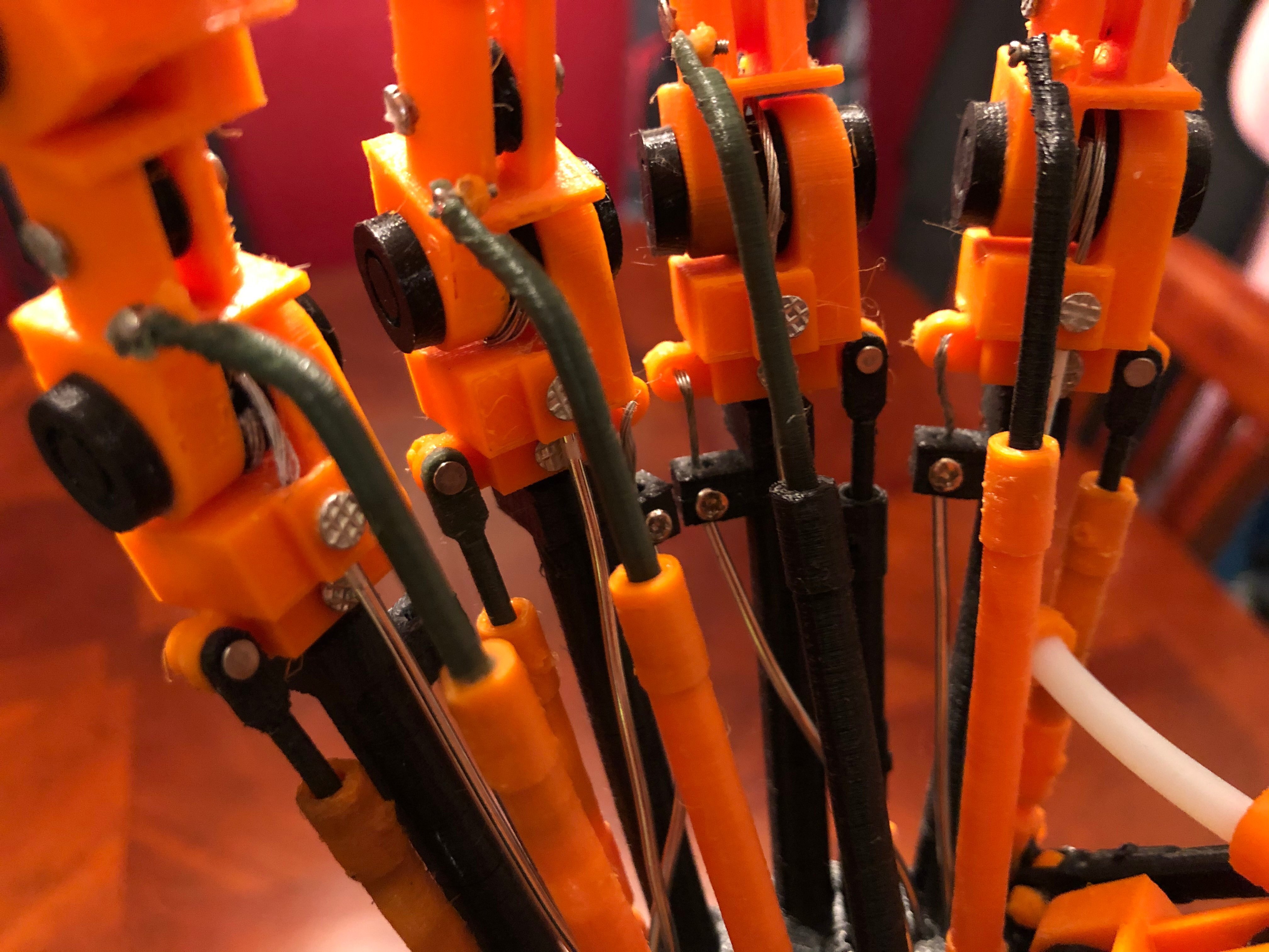 💪 DIY Life-Size Terminator Arm Lamp・3D Print・Cults