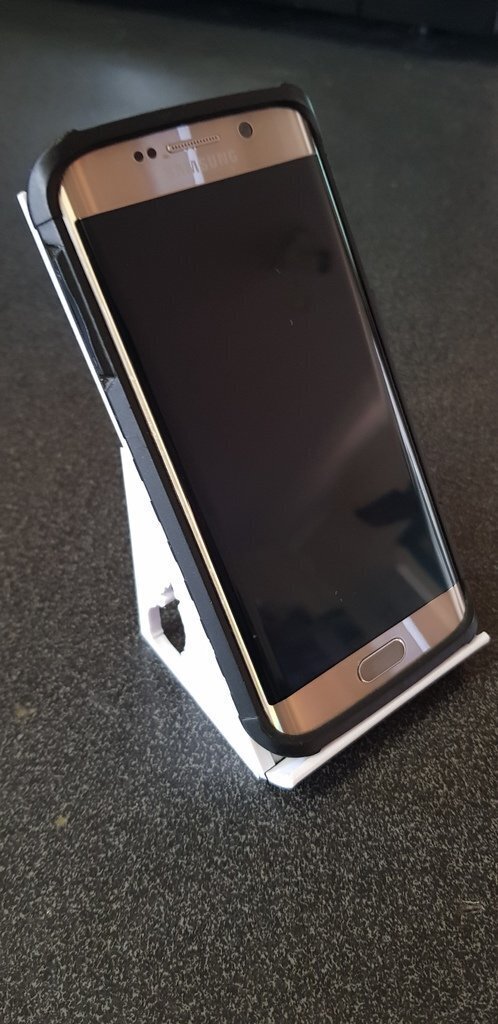 Free STL file Tribal Wolf Phone Stand 🐺 ・3D print design to download・Cults