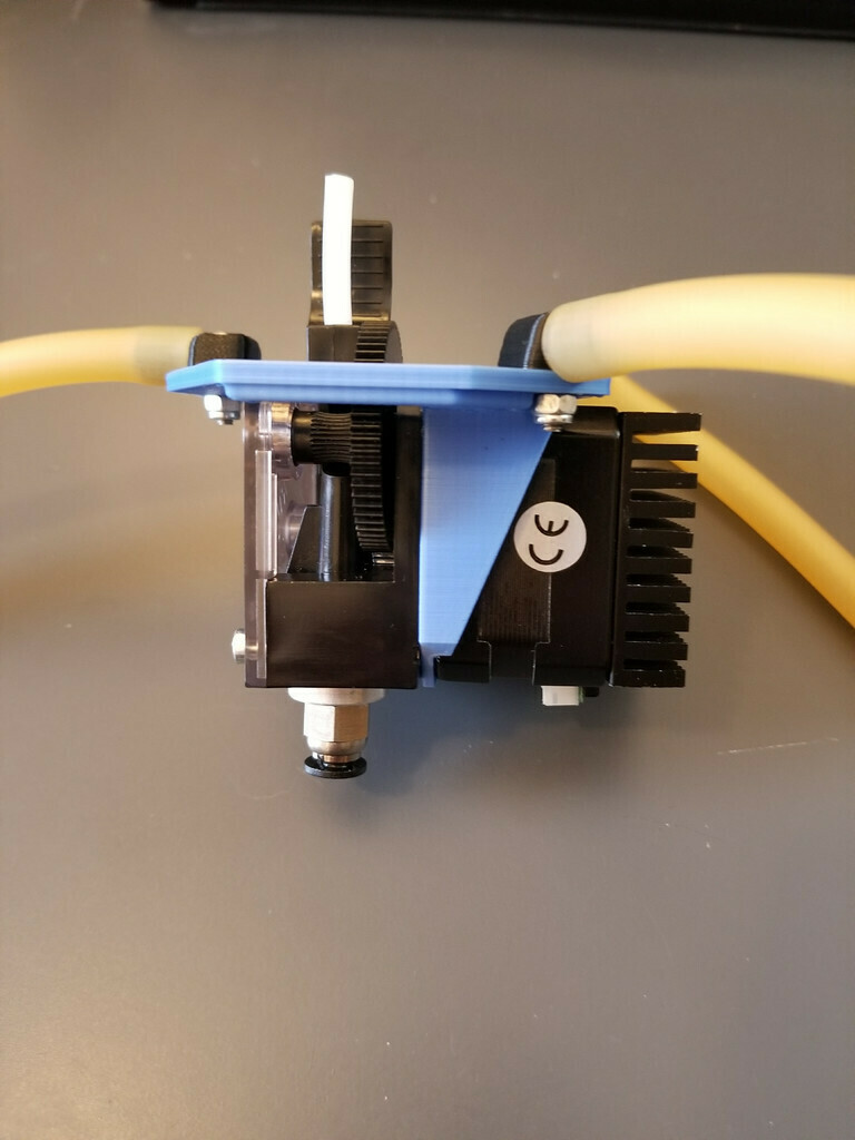 Free 3D file Kossel / Delta E3D Titan Clone Flying Extruder Mount 🧞‍♂️ ...