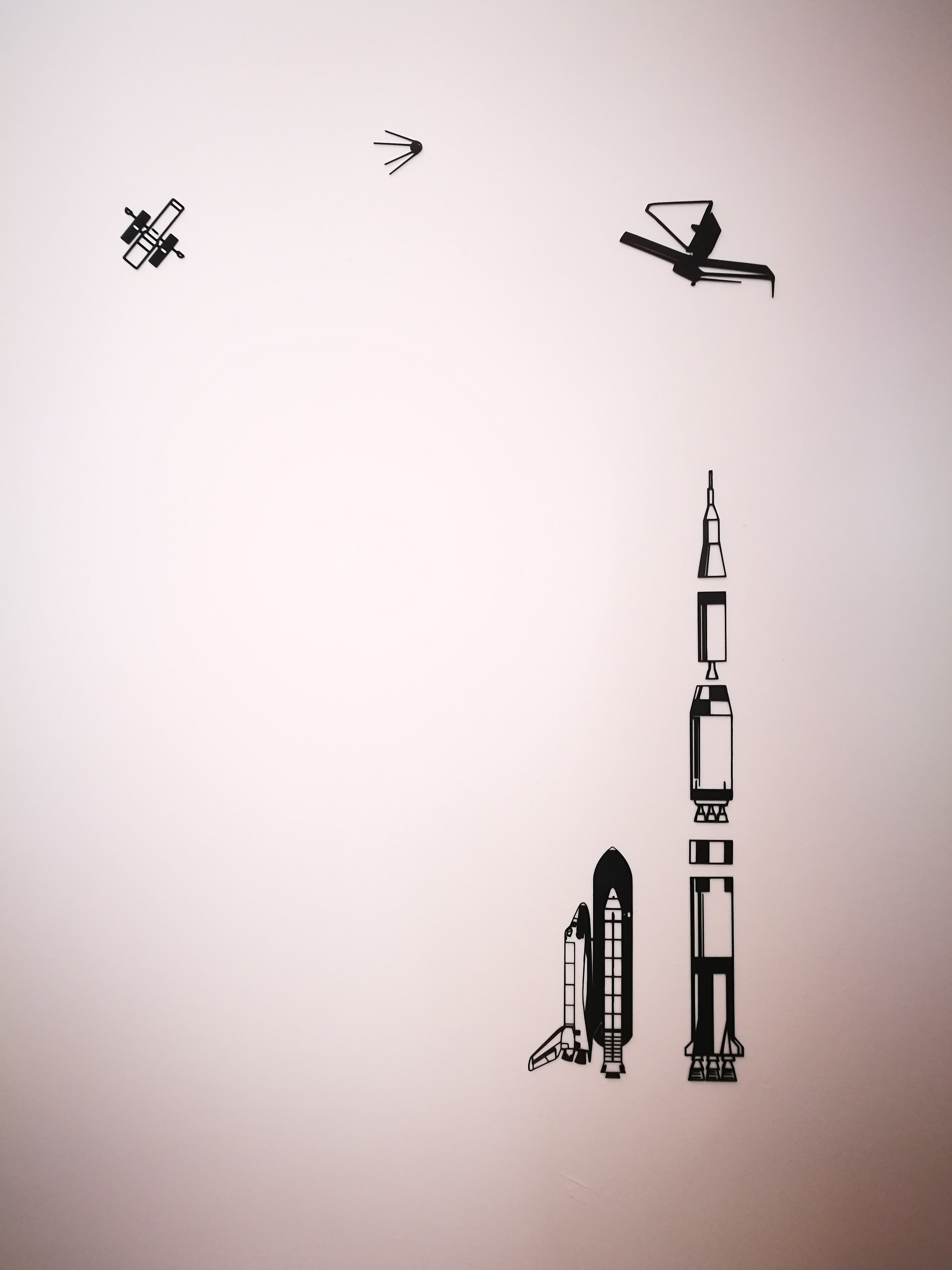 3D print Saturn V Rocket Wall Art・Cults