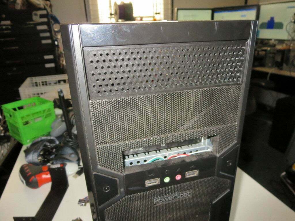 Бесплатный STL файл 5.25" Optical Drive Bay Cover 🖥️ (SCAD)・Дизайн для ...