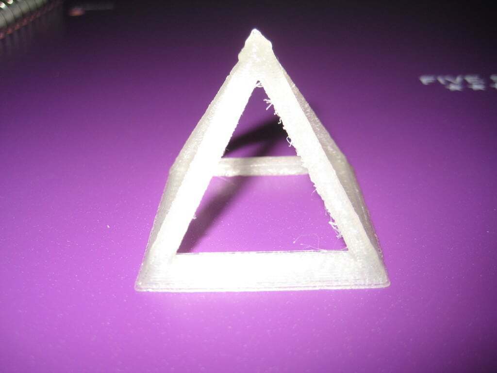 3D printable Hollow(er) Calibration Pyramid・Cults