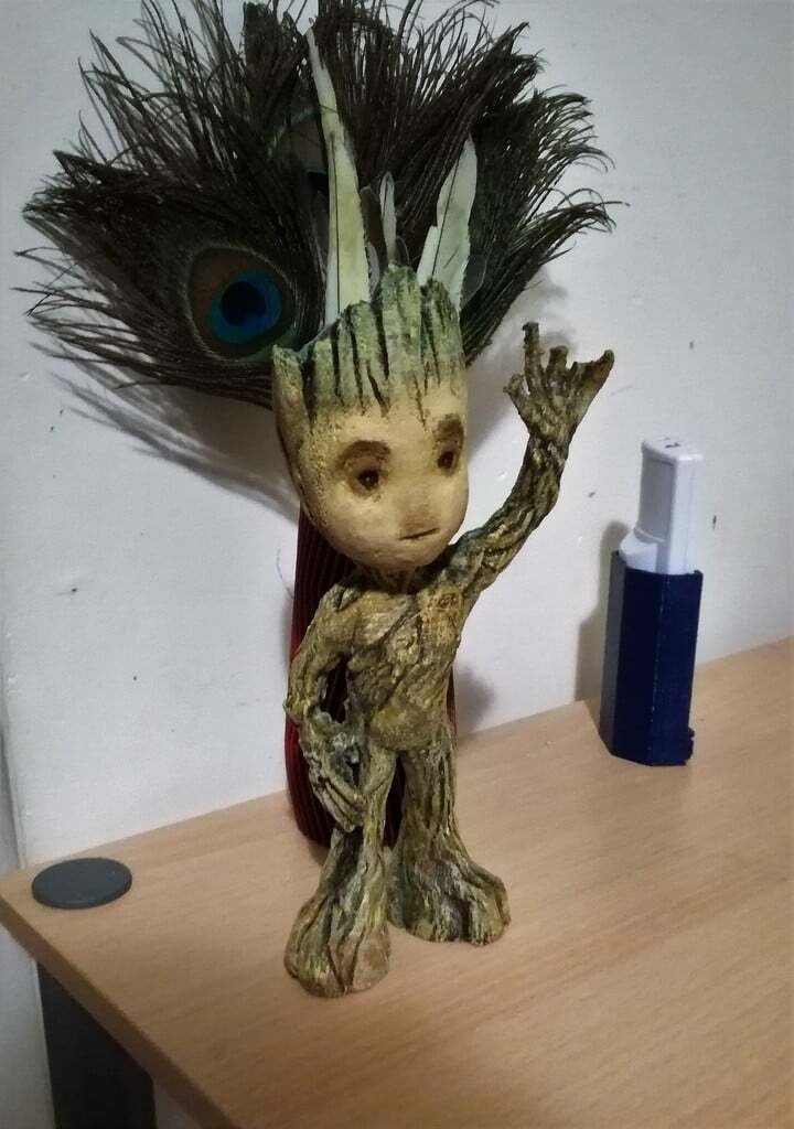 3D print baby groot standing waving w stand・Cults