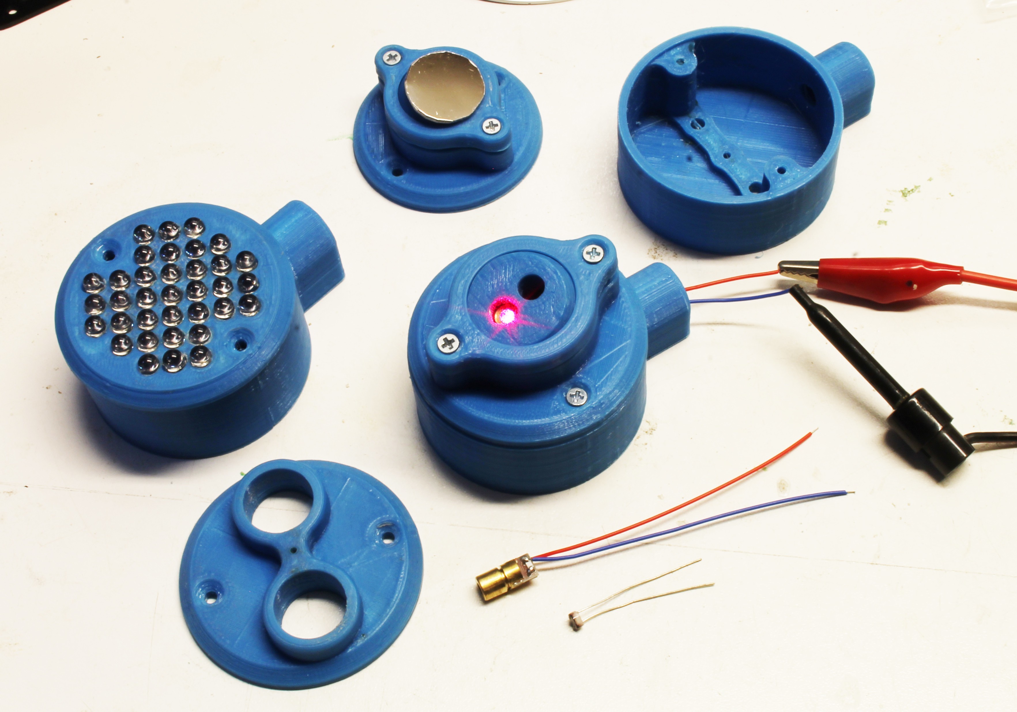 STL file Housing for sensors, Arduino and LASER barrier ⏰ ・3D printing ...